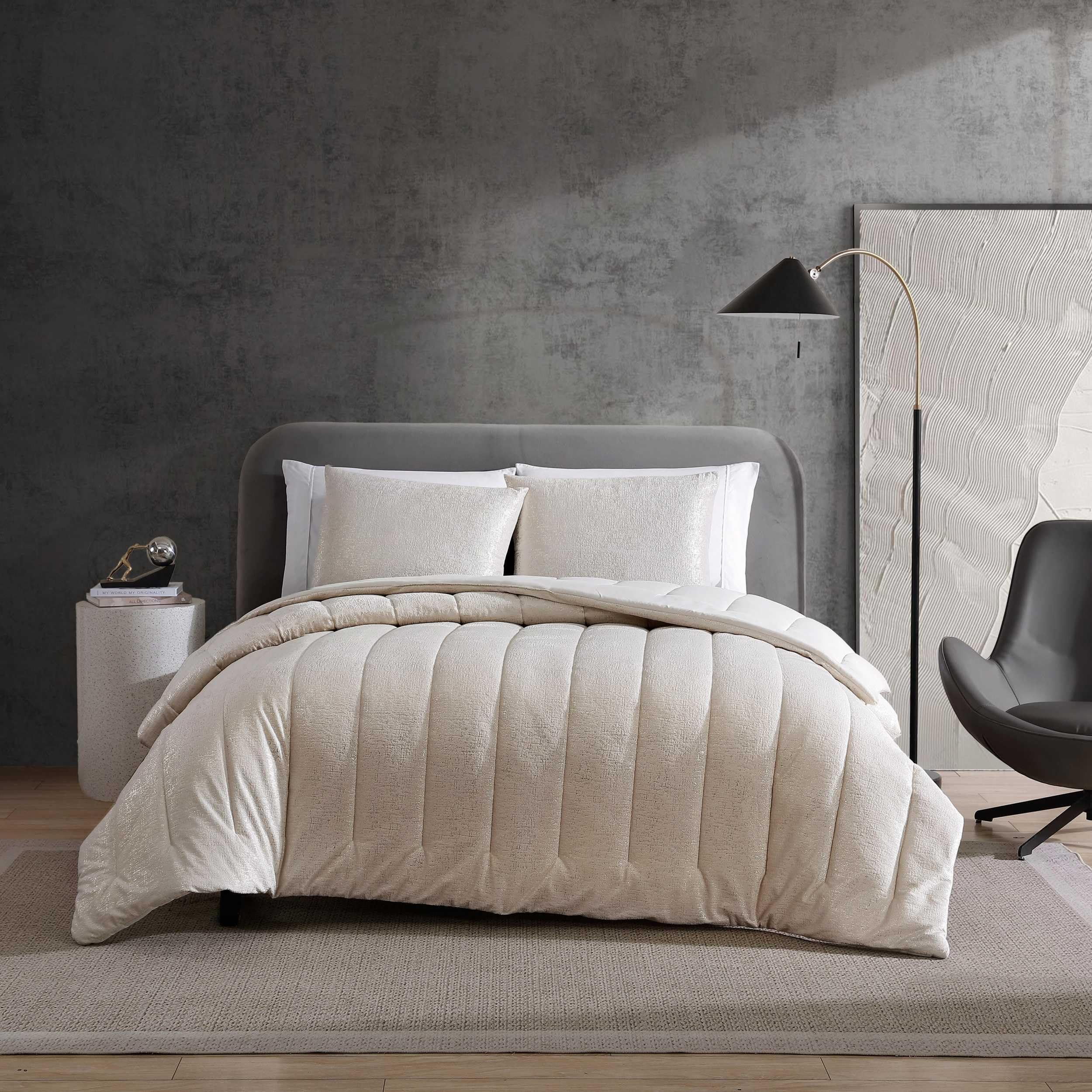 Amazon.com: Kenneth Cole - King Comforter Set, Velvet Metallic Bedding ...