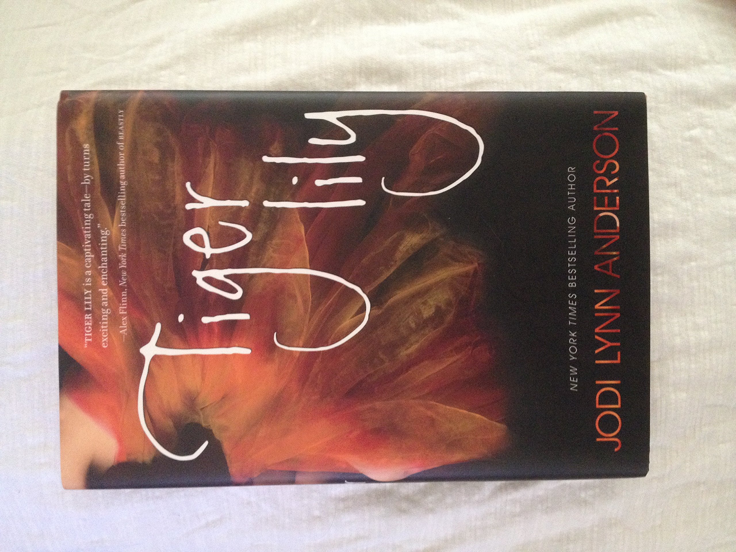 Amazon.com: Tiger Lily: 9780062003256: Anderson, Jodi Lynn: Books