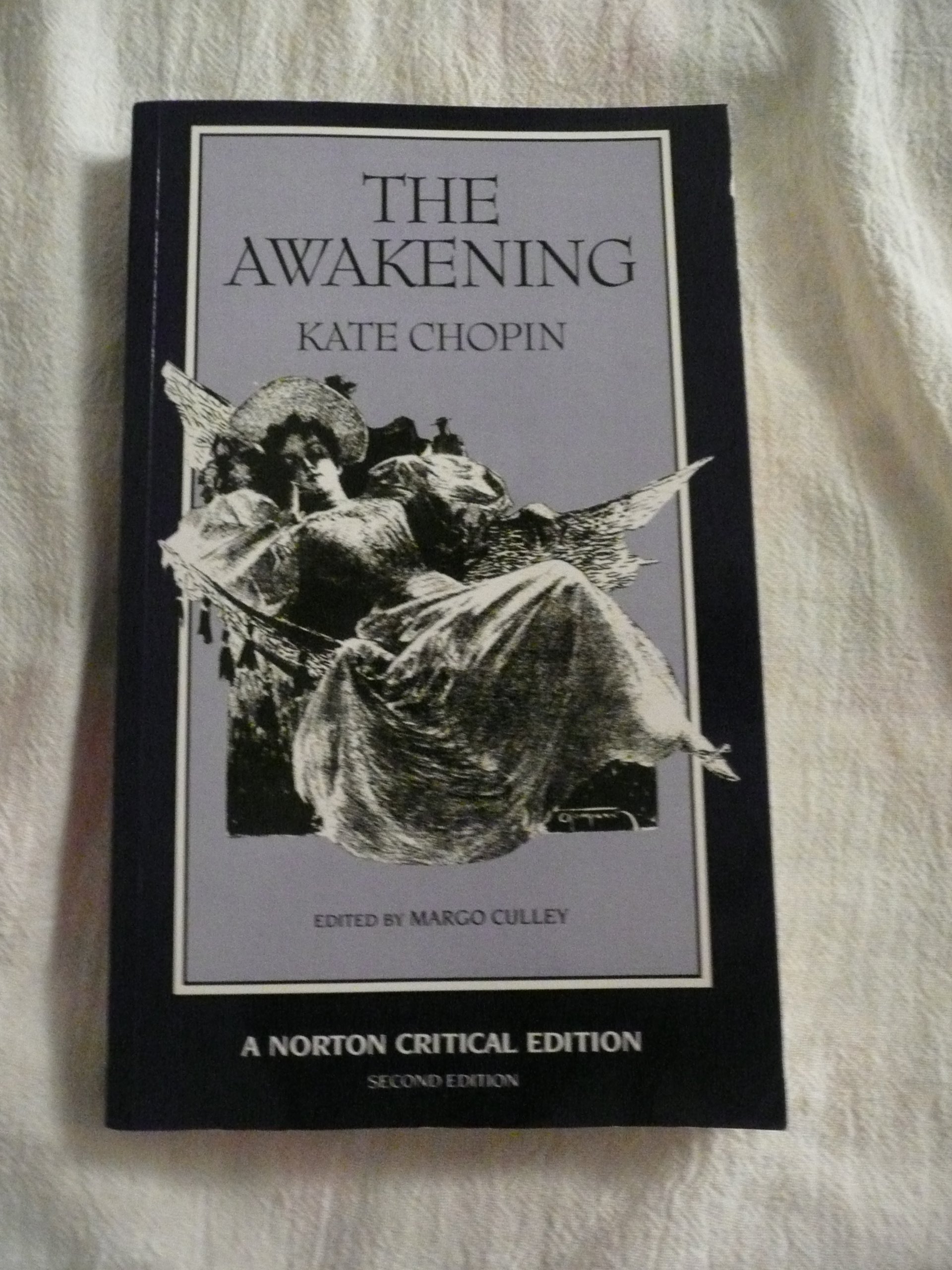 Amazon.com: The Awakening (Norton Critical Editions): 9780393960570 ...