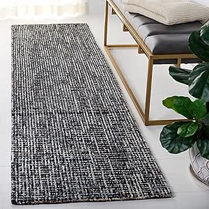 Amazon.com: SAFAVIEH Abstract Collection Runner Rug - 2'3" x 6', Black ...