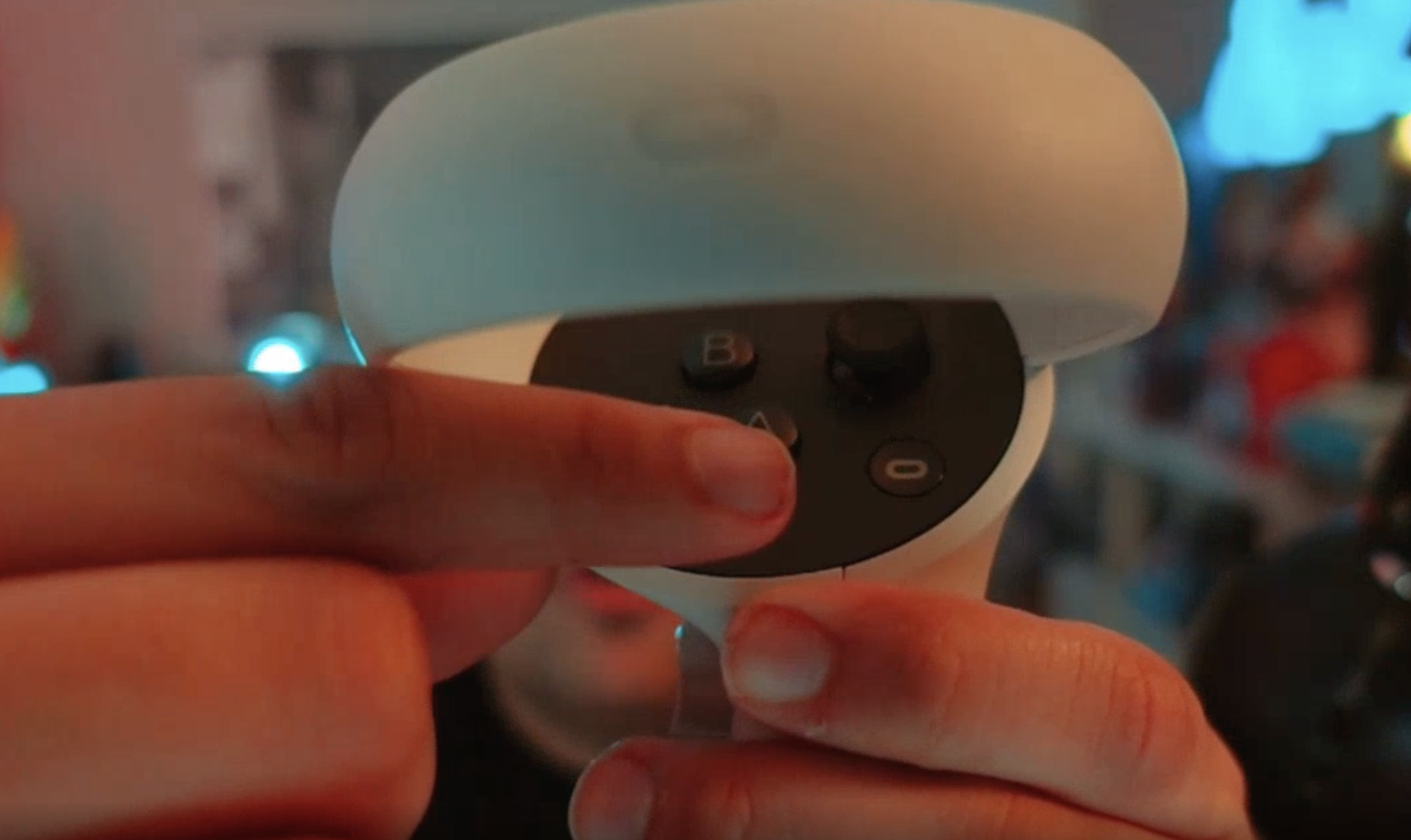 Watch How to take a Screenshot with the Oculus VR Headset. on Amazon Live