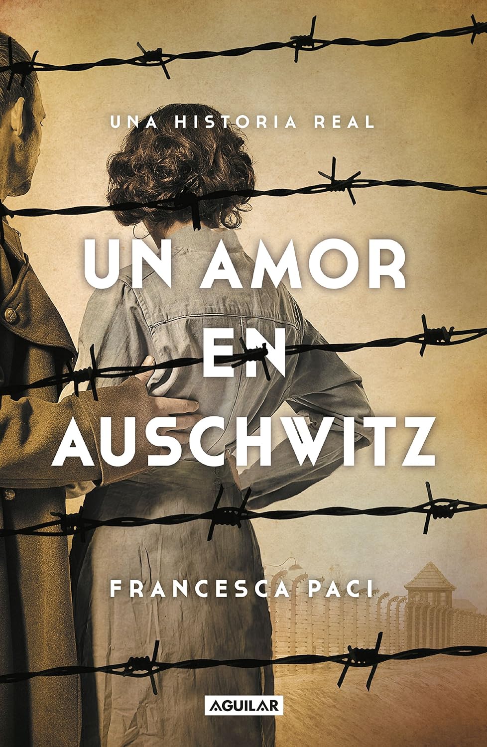Amazon.com: Un amor en Auschwitz: 9786073162838: Paci, Francesca R.: Books