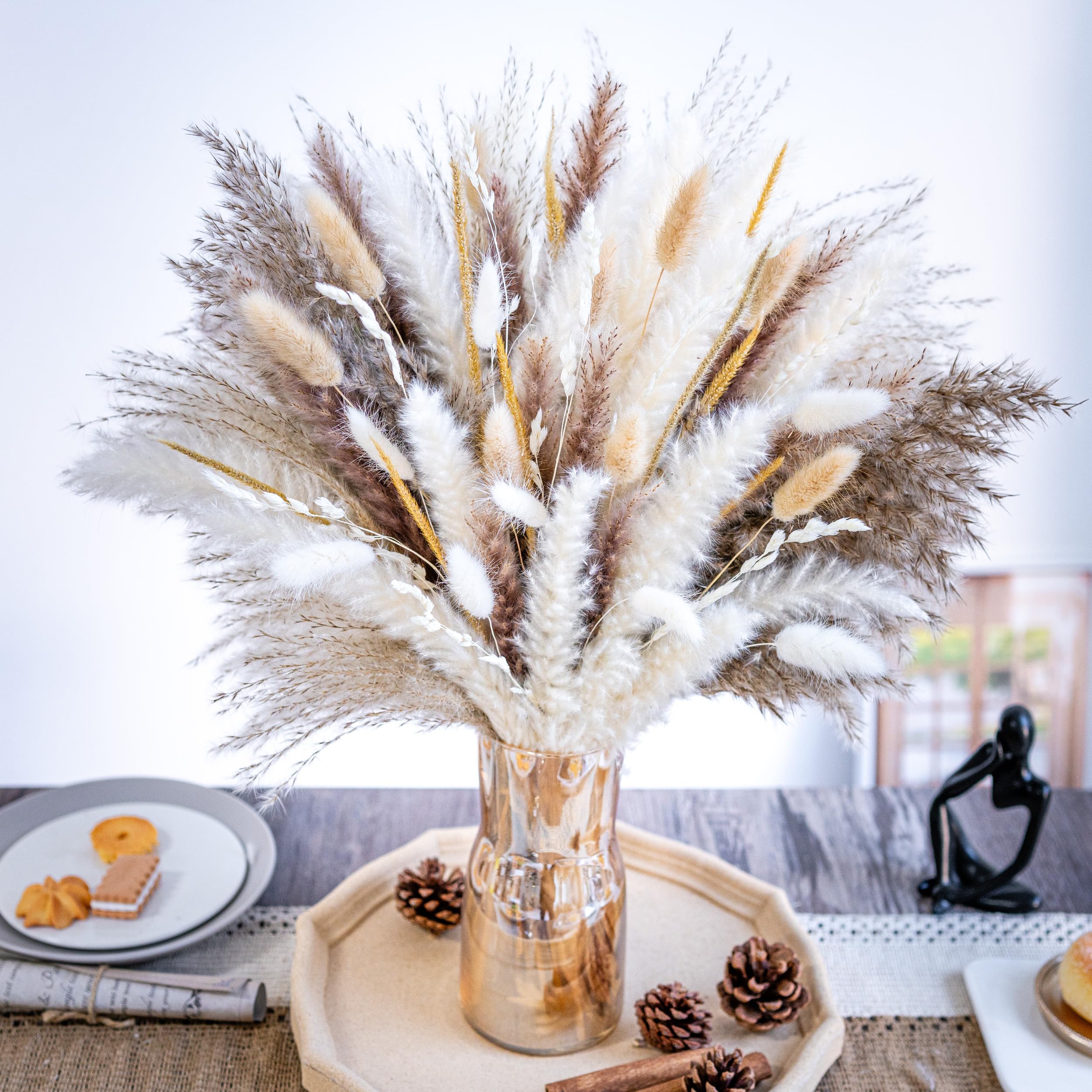 Amazon.com: Dried Pampas Grass Decor - Perfect Theme for Holidays, Boho ...