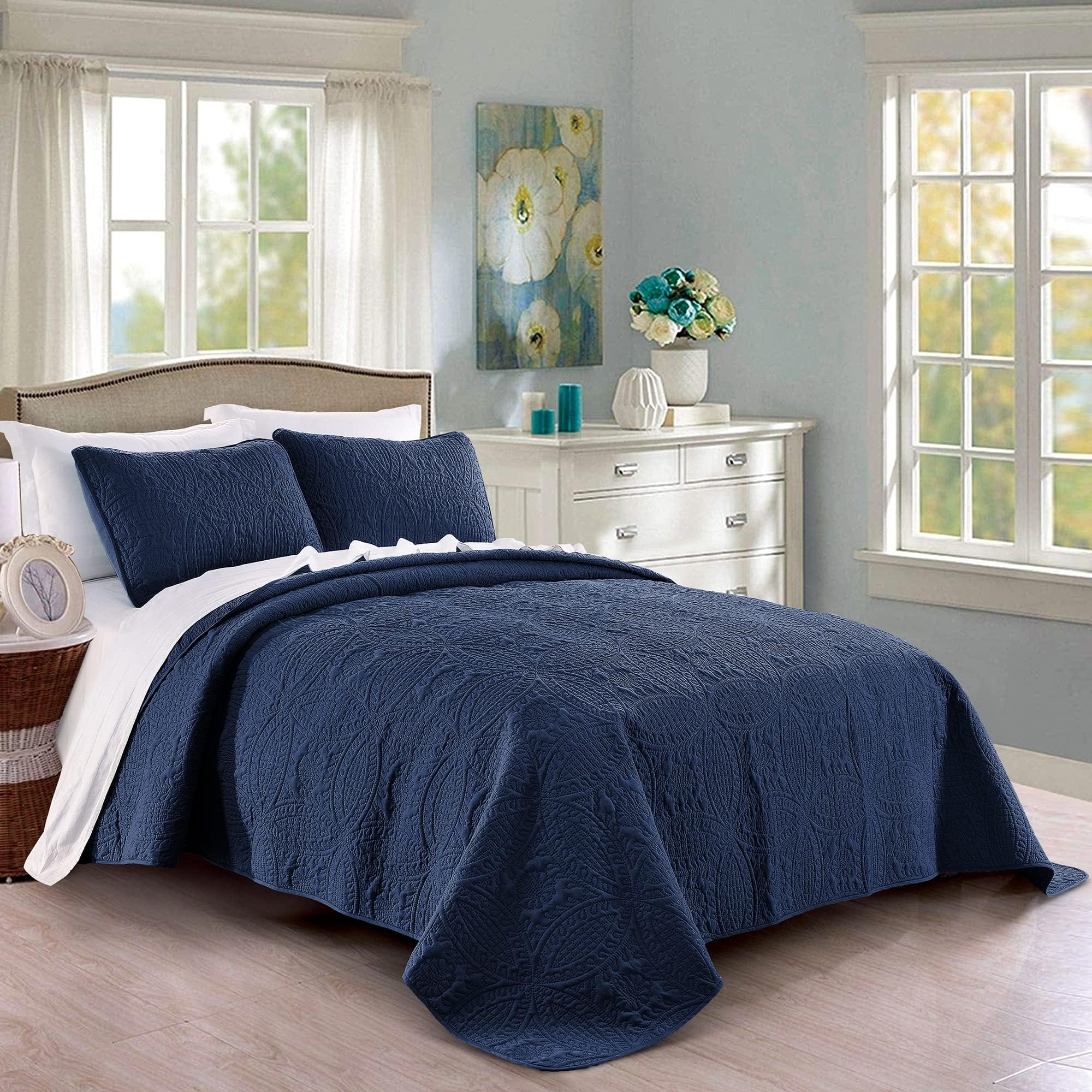 Amazon.com: Lavsiry Navy Quilt King Size Bedding Set, Summer Thin ...
