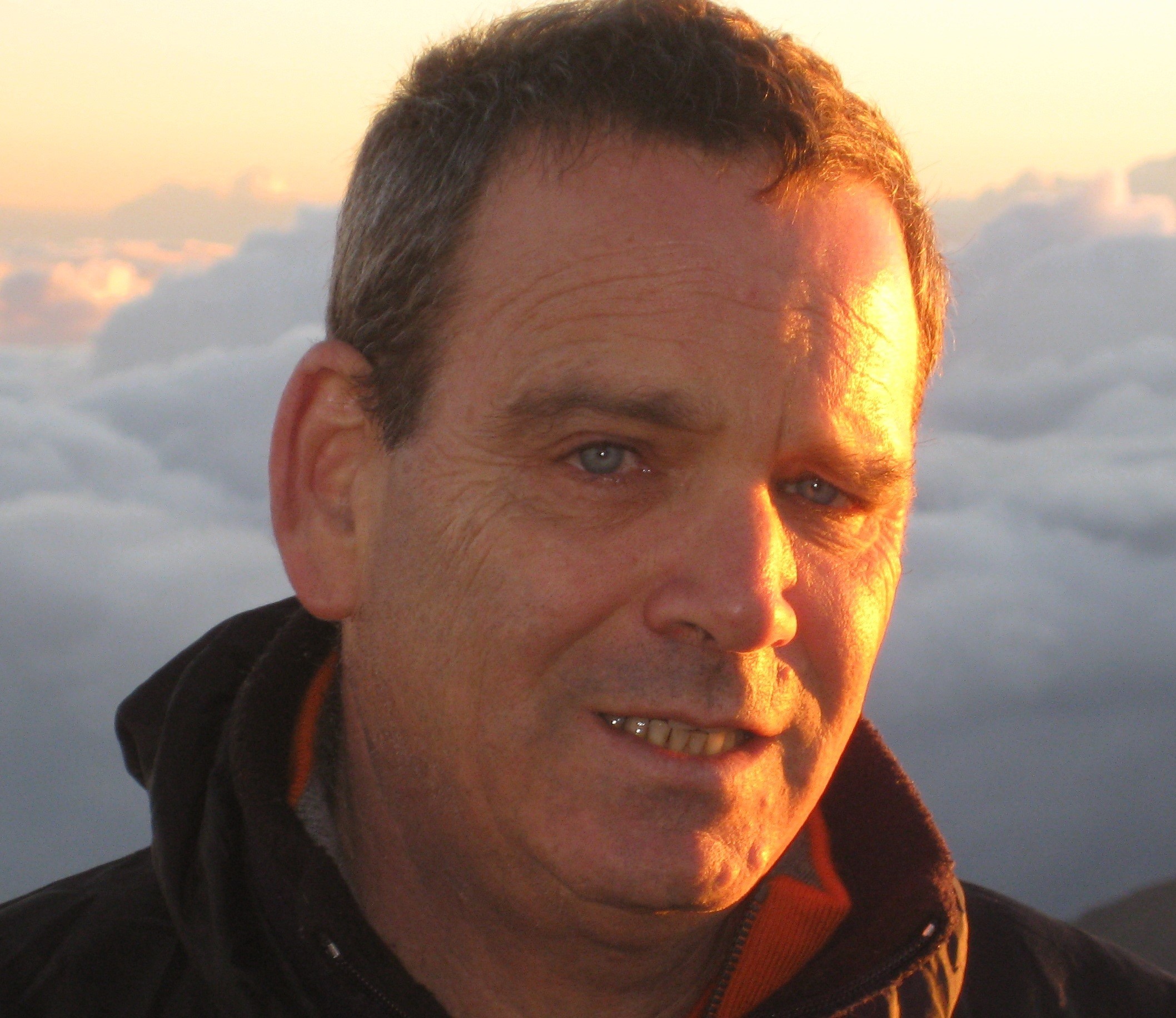 Amazon.com: Uri Bar-Joseph: books, biography, latest update