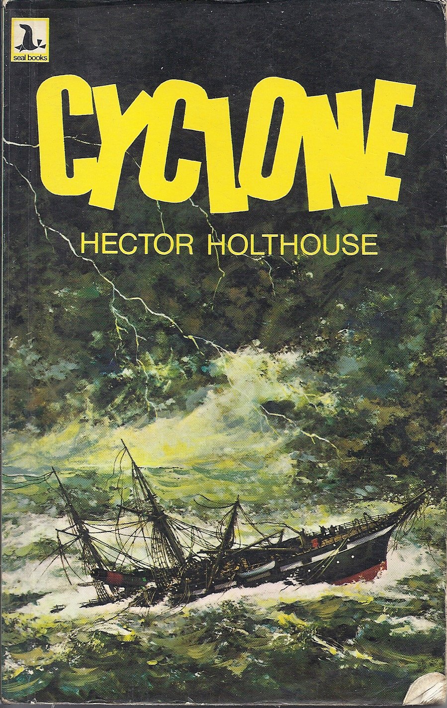 Cyclone: Holthouse, Hector: 9780727004000: Amazon.com: Books