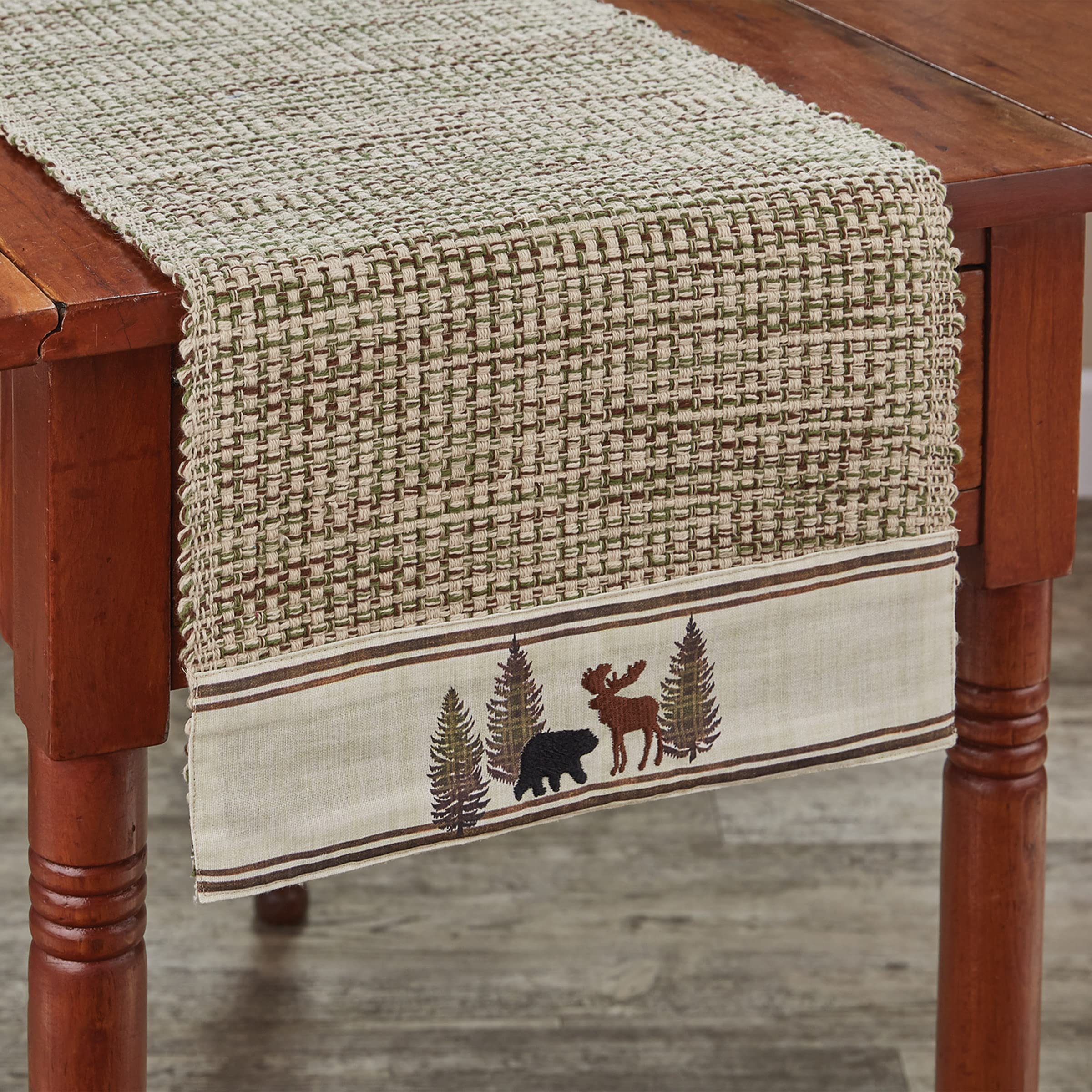 Amazon.com: Park Designs Wilderness Trail Table Runner 13" x 36" : Home ...
