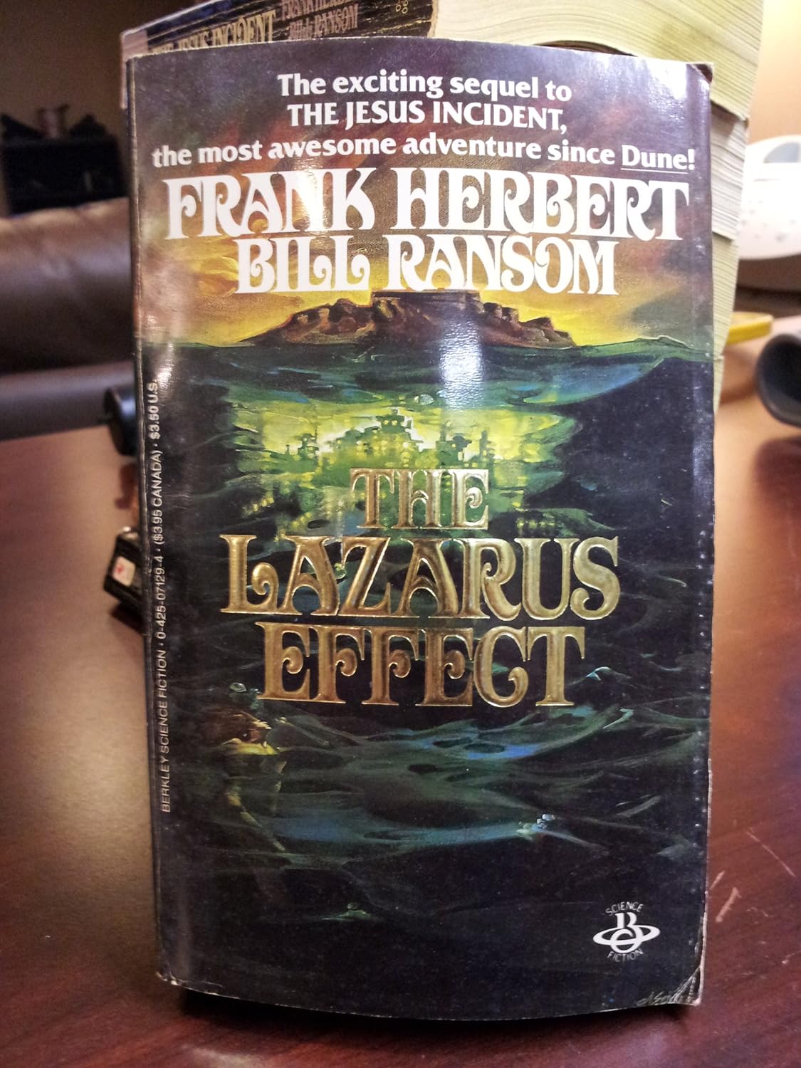 The Lazarus Effect: Herbert, Frank, Ransom, Bill: 9780425071298: Amazon ...