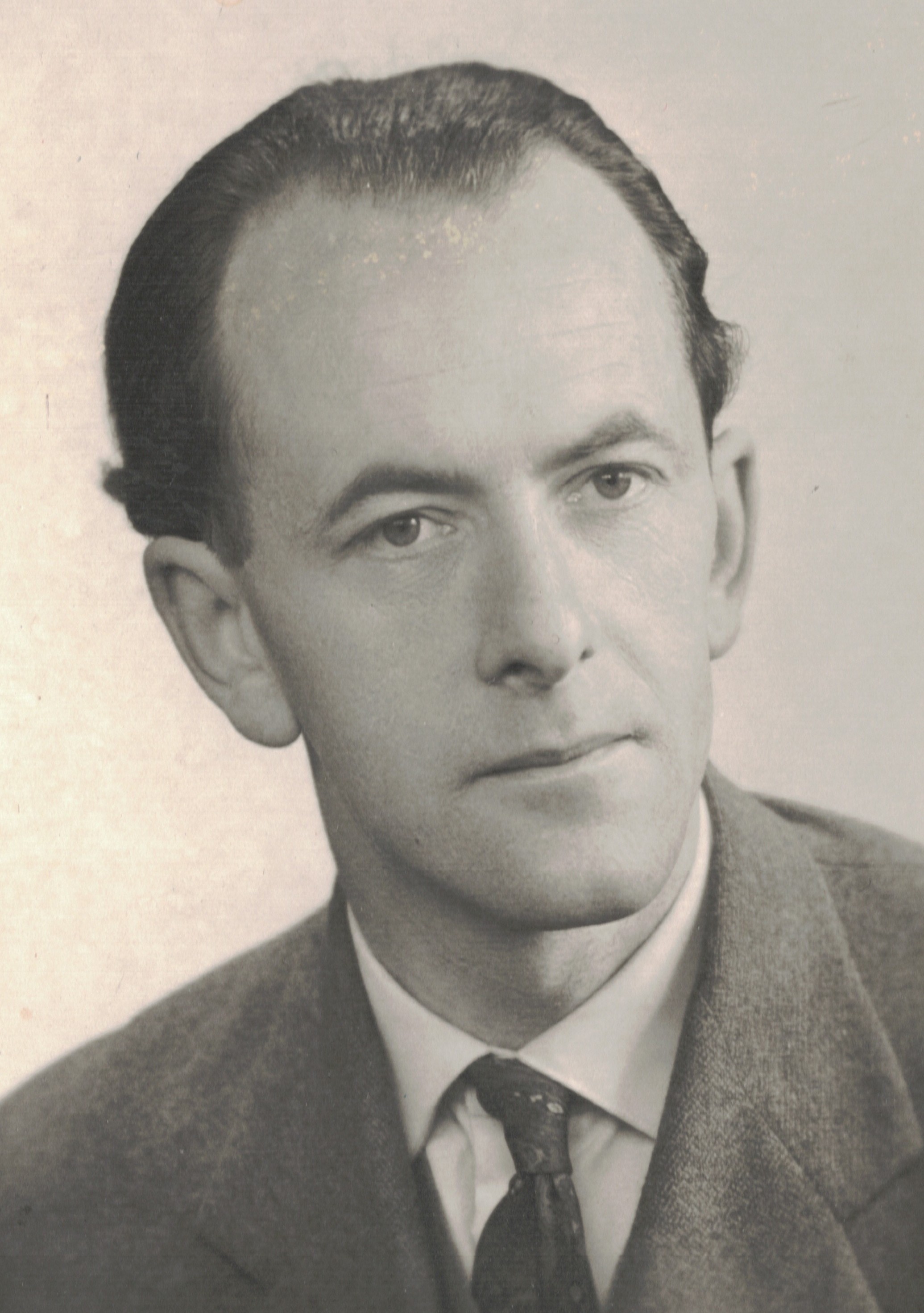 Amazon.co.uk: Peter Lomas: books, biography, latest update