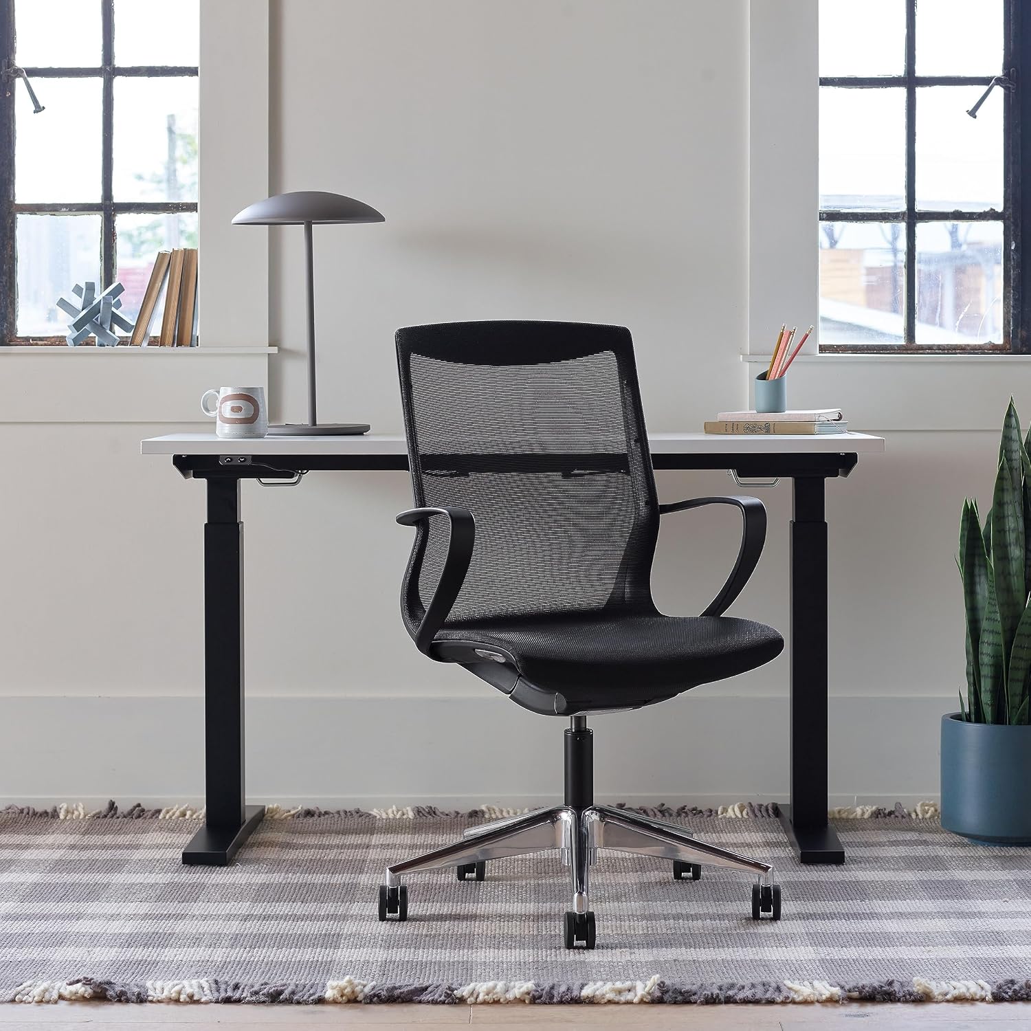 Amazon.com: OFS PRET Chair - Ergonomic Work Chair with Carpet Approved ...