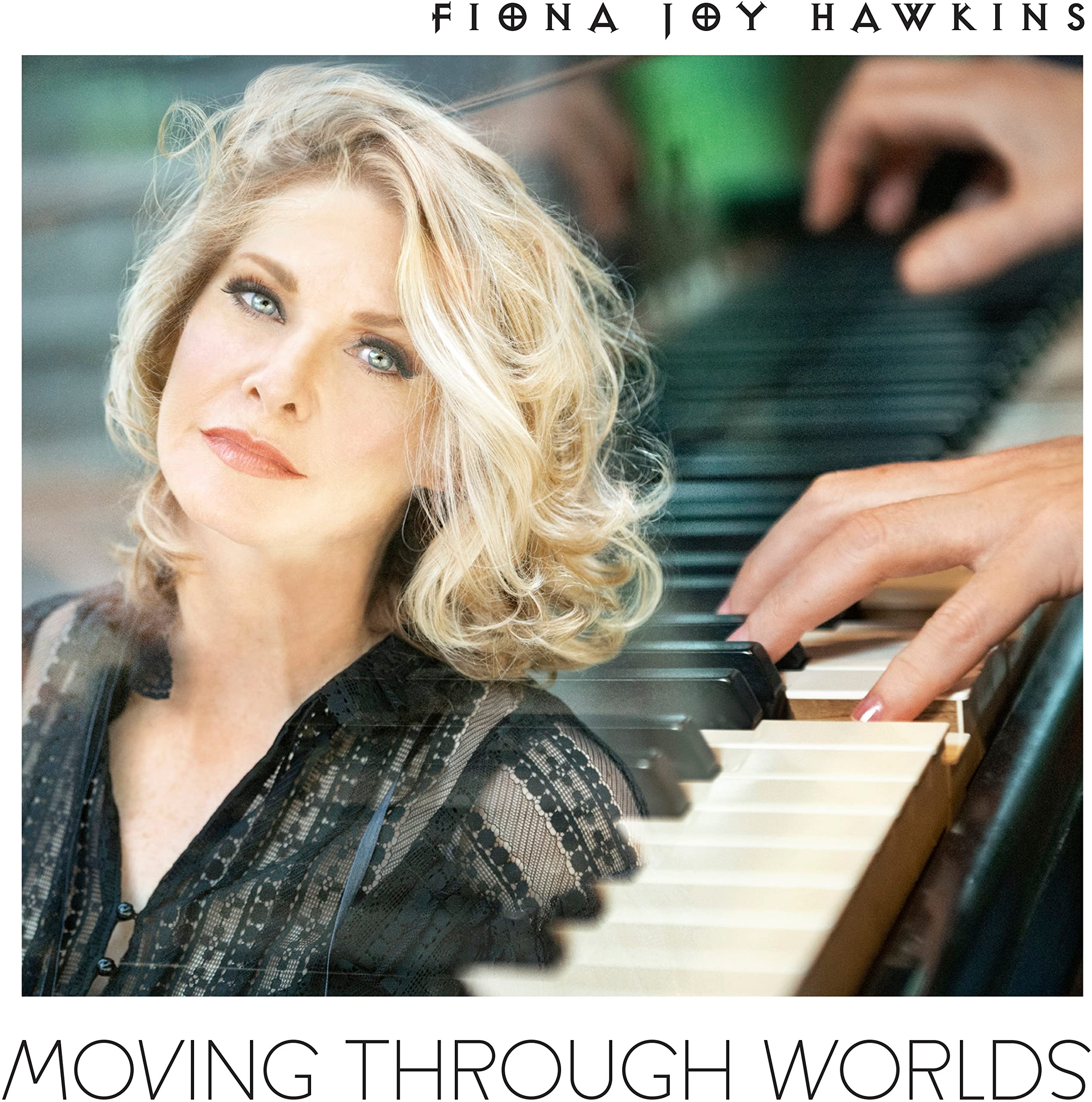 Fiona Joy Hawkins - Moving Through Worlds - Amazon.com Music
