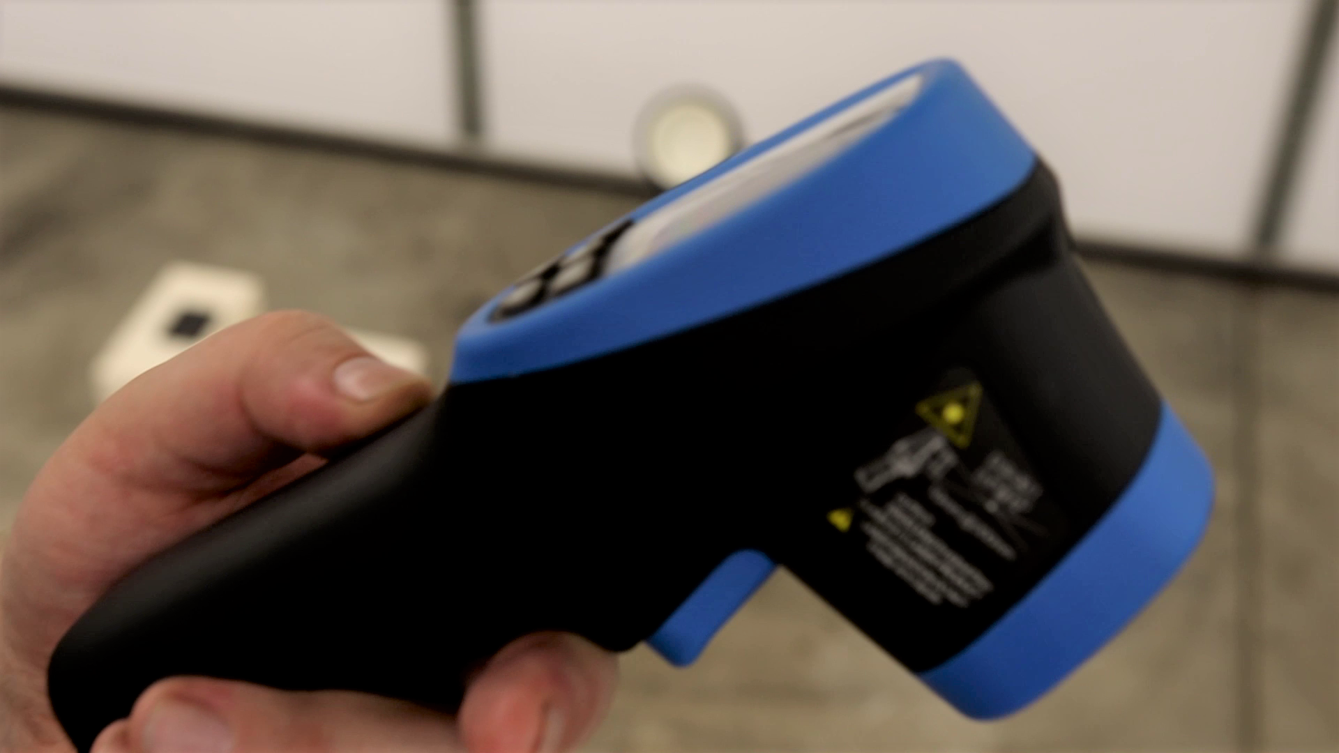Watch Using The High Temp Infrared Laser Thermometer 1500C, 2700F on ...