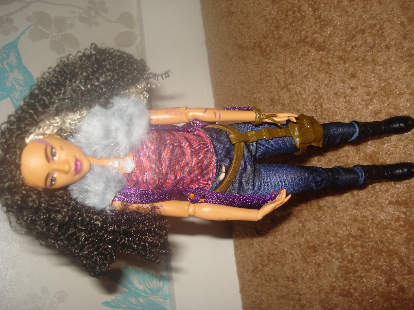 Mattel DISNEY ZOMBIES 2 WILLA LYKENSEN FIGURE : Amazon.co.uk: Toys & Games
