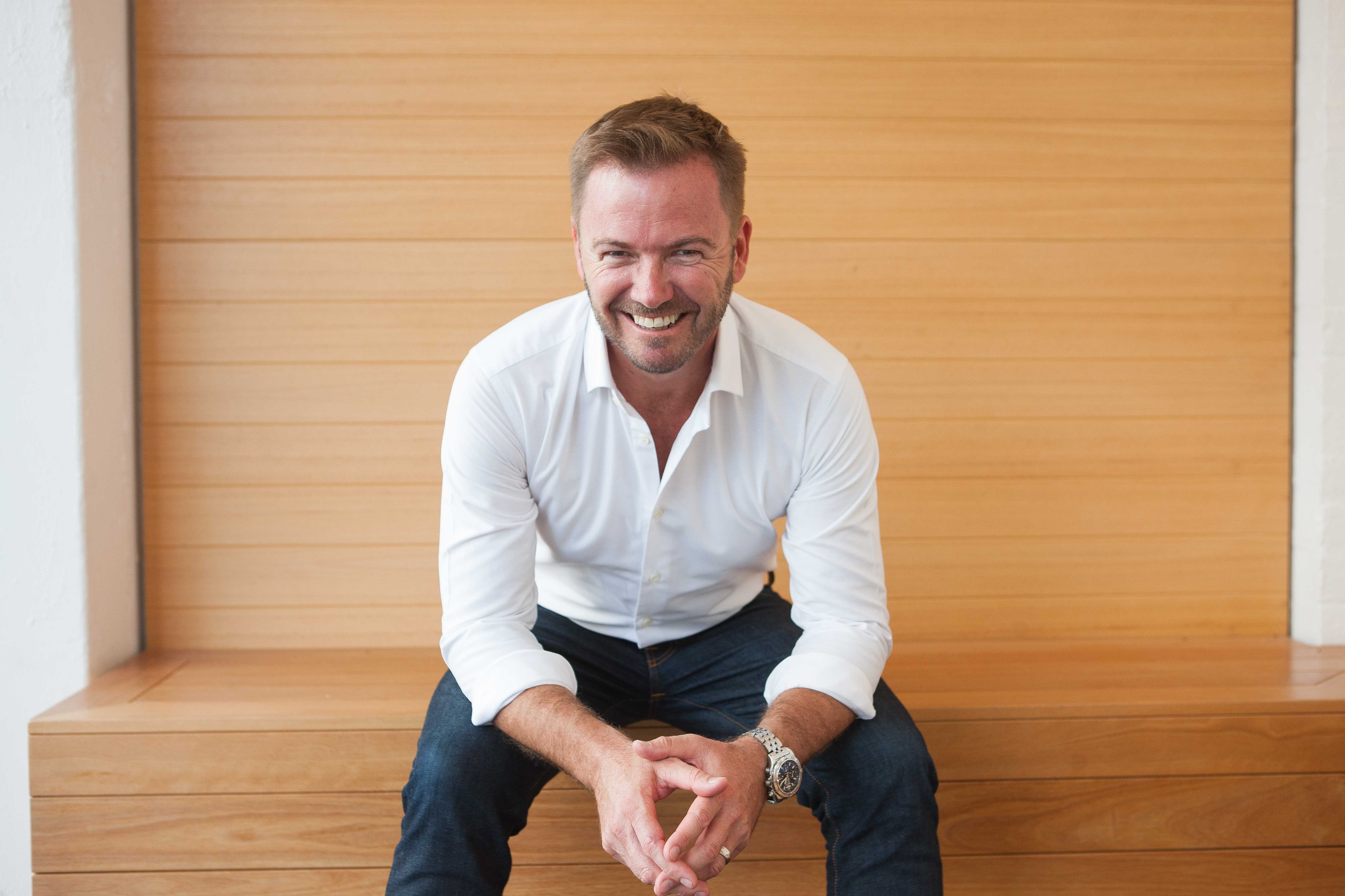 Amazon.co.uk: Rob Nixon: books, biography, latest update