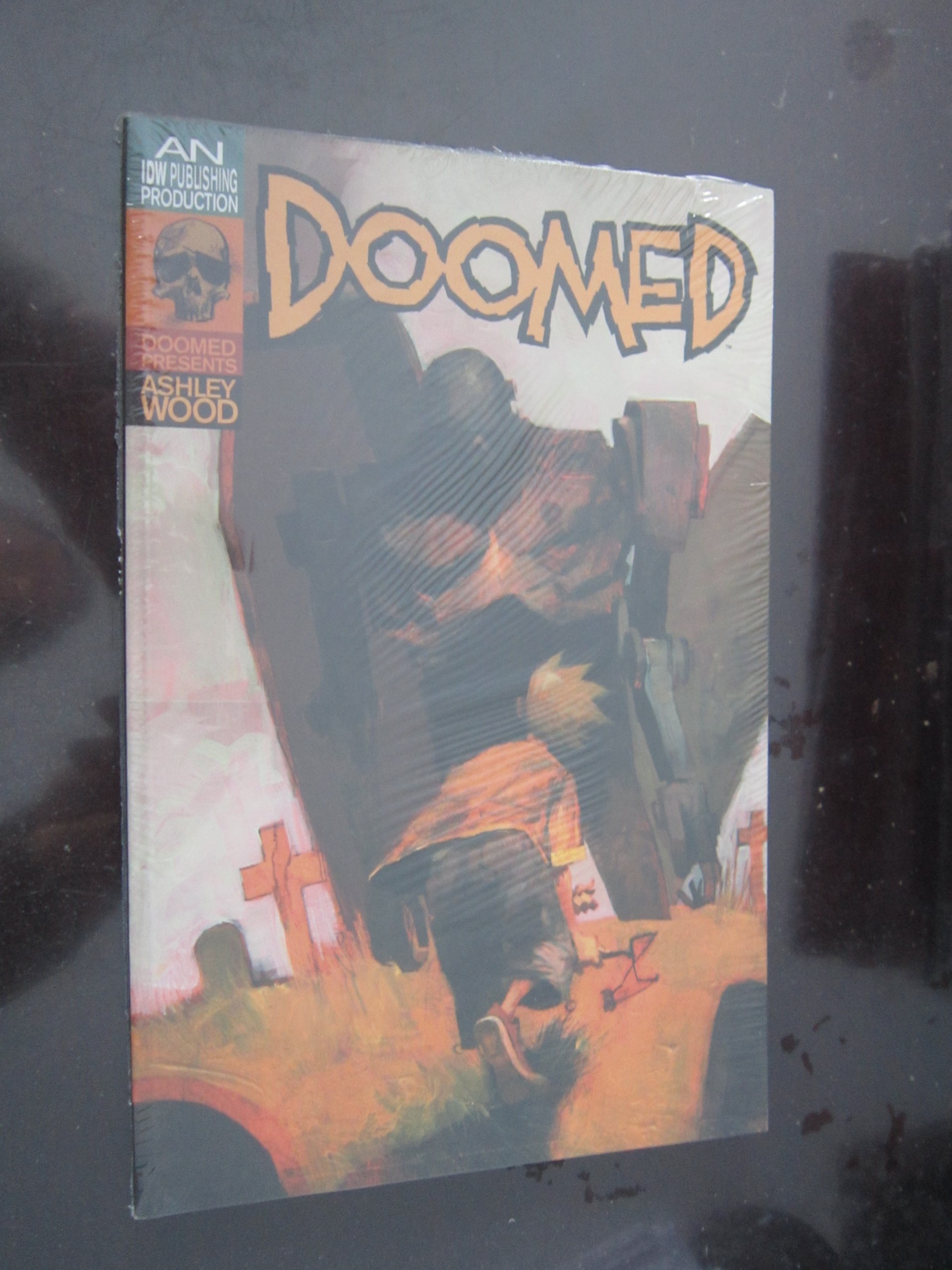 Doomed Presents Ashley Wood: Adams, Ted, Ryall, Chris, Wood, Ashley ...