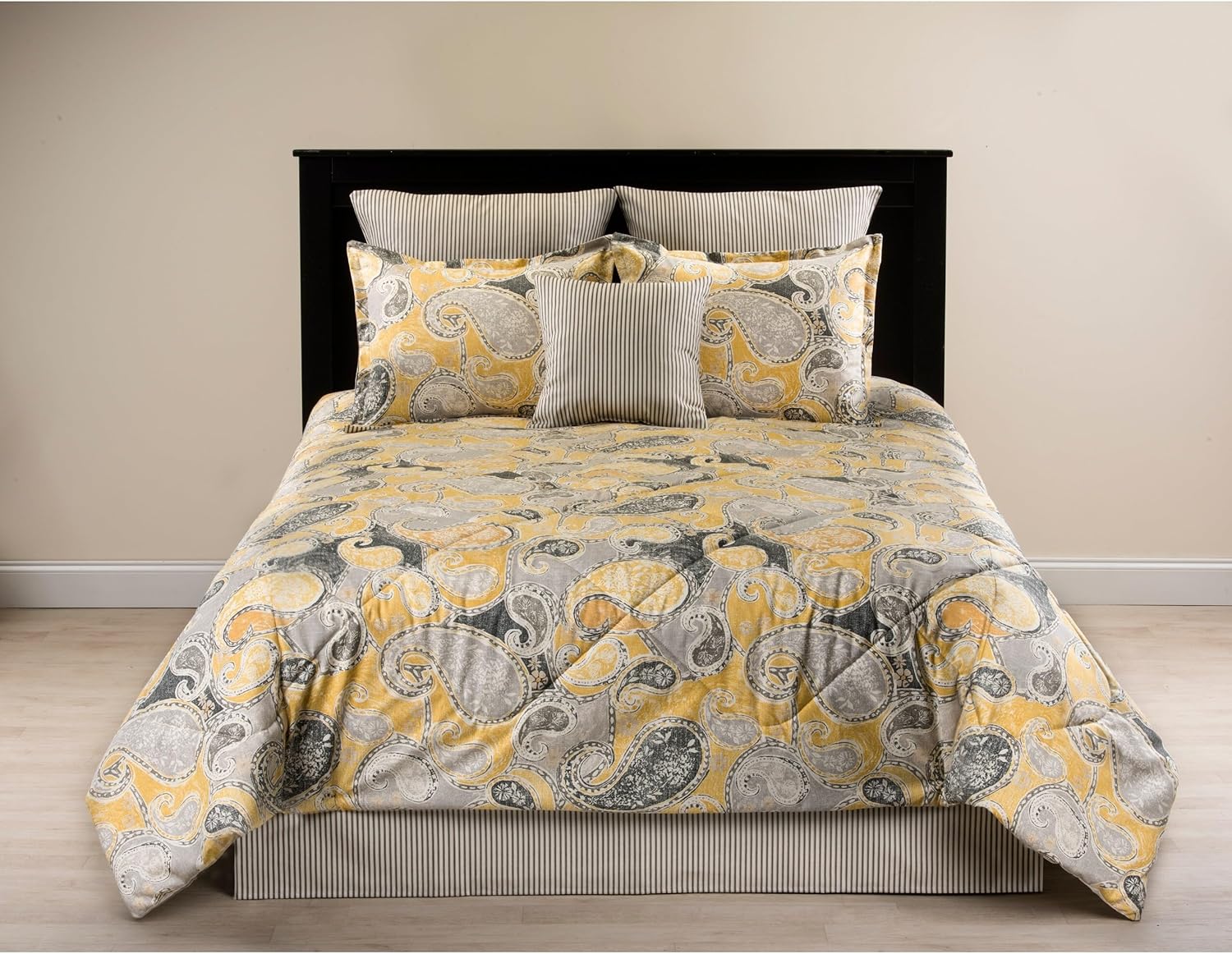Amazon.com: Overstock Kippling Charcoal Grey Paisley on Yellow ...