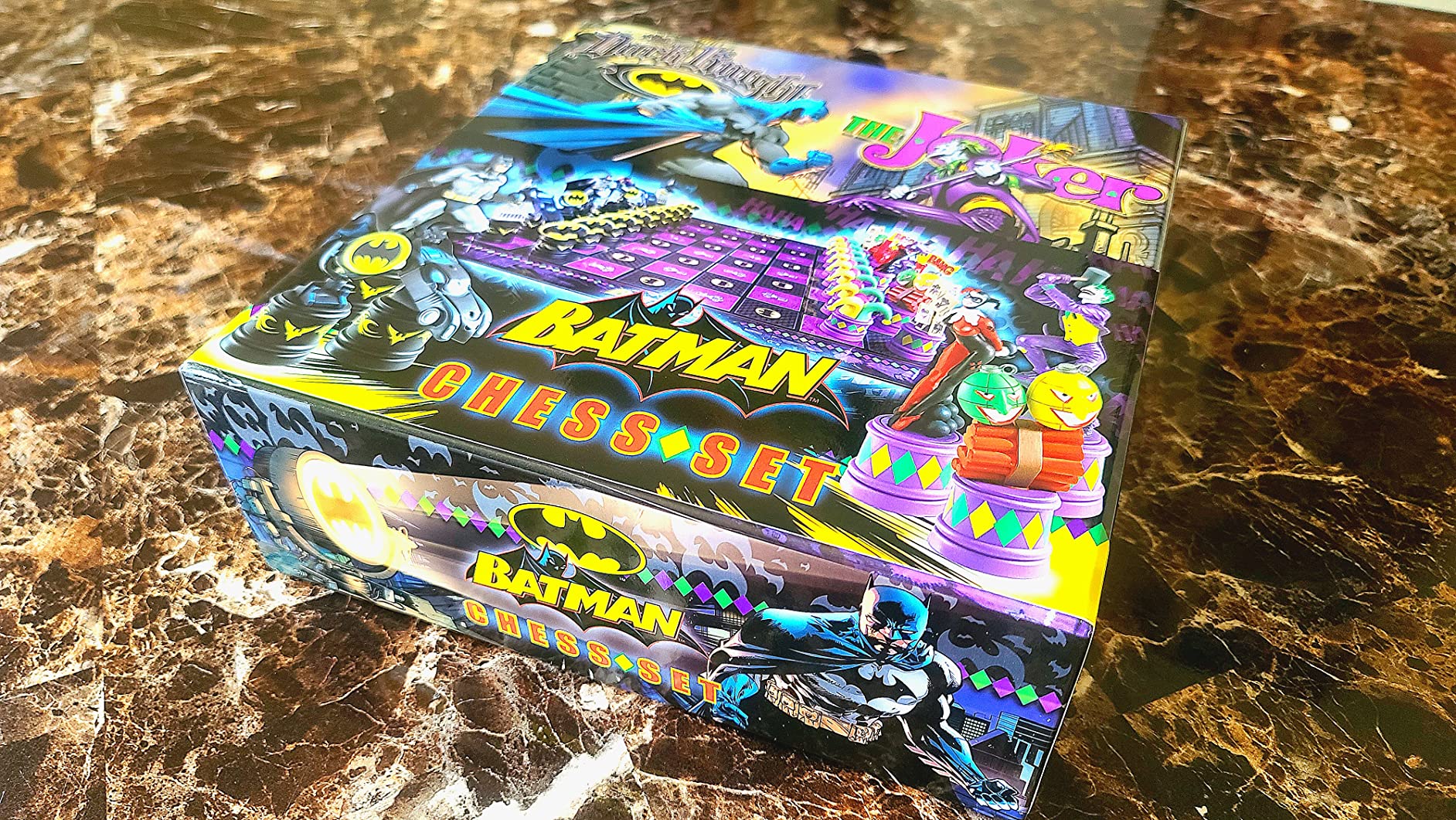 Amazon.com: The Noble Collection The Batman Chess Set (The Dark Knight ...