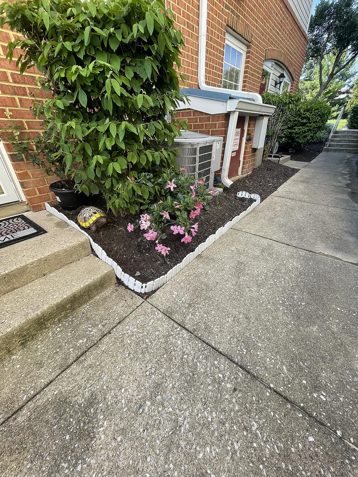 $14/mo - Finance EasyFlex No-Dig Landscape Edging with Anchoring Spikes ...