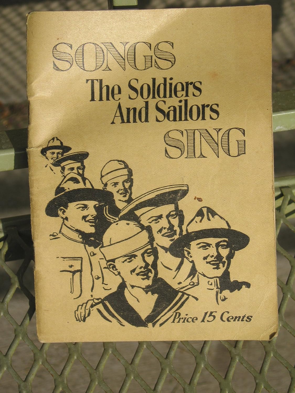 SONGS THE SOLDIERS AND SAILORS SING!: Amazon.com: Books