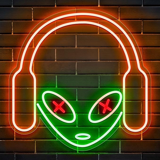 GGK Alien with Headphone Neon LED Sign Neon Green Alien Decor for Man ...