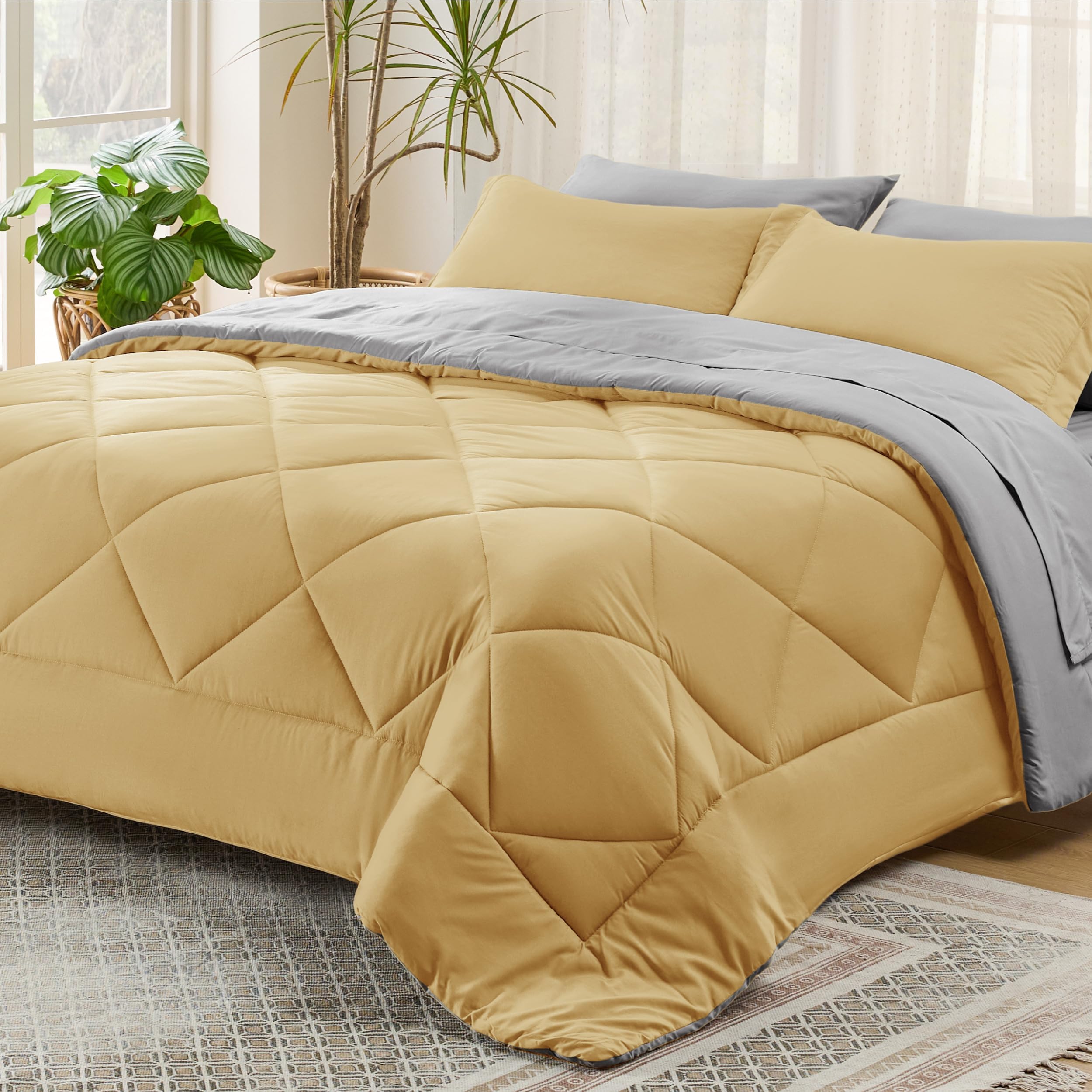Amazon.com: Bedsure Yellow Queen Comforter Set - 7 Pieces Reversible ...