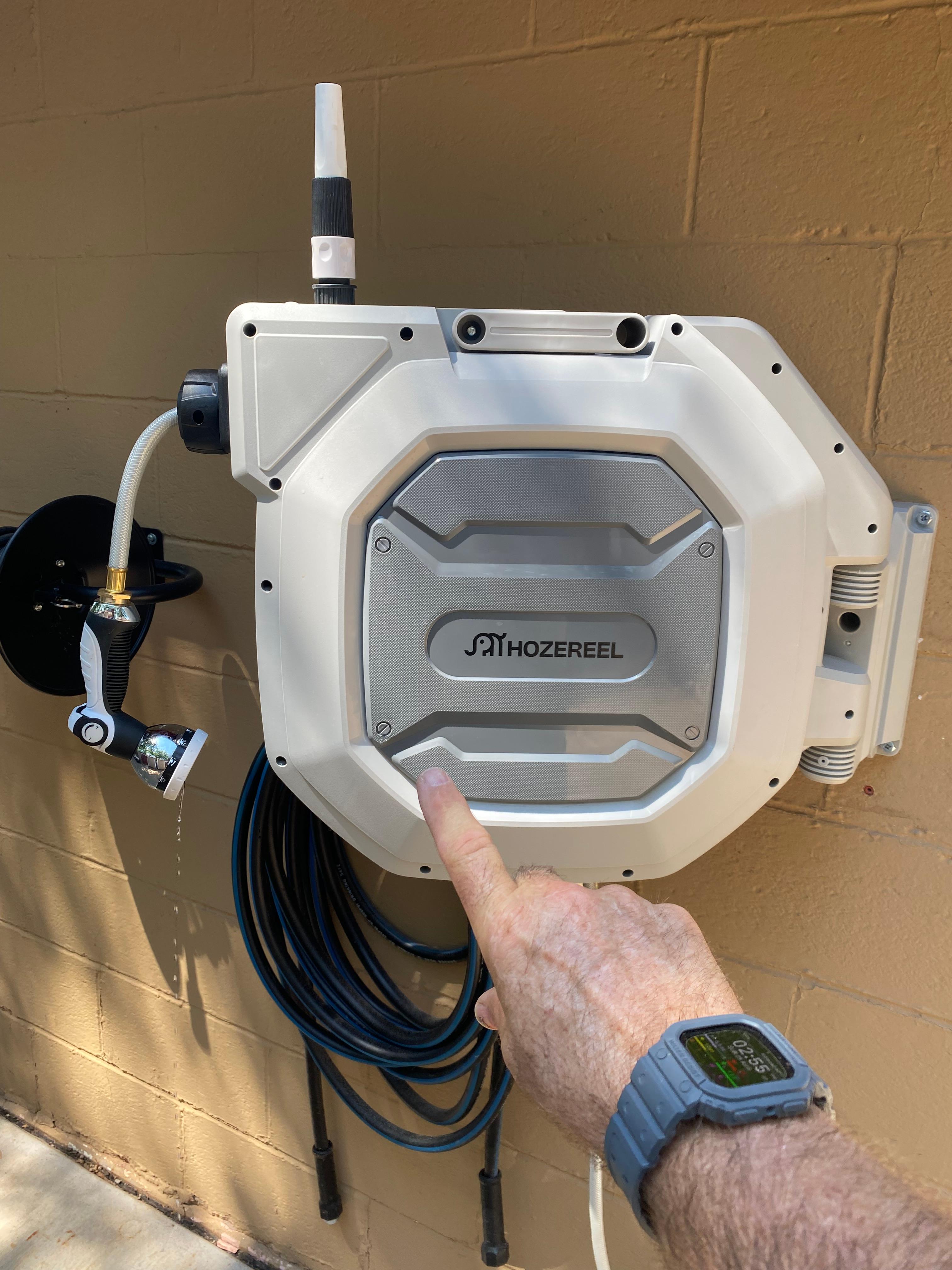 Watch HONEST EVAL-135 FT x 1/2" Retractable Garden Hose Reel on Amazon Live