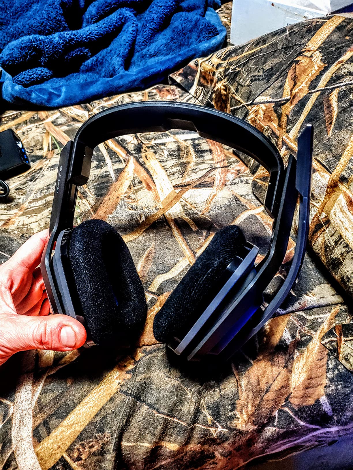 Amazon.com: Logitech astro A20 Wireless Headset Black/Blue ...