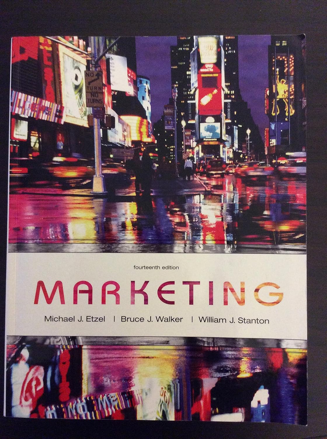 Amazon.com: Marketing: 9780073016344: Michael J. Etzel: Books