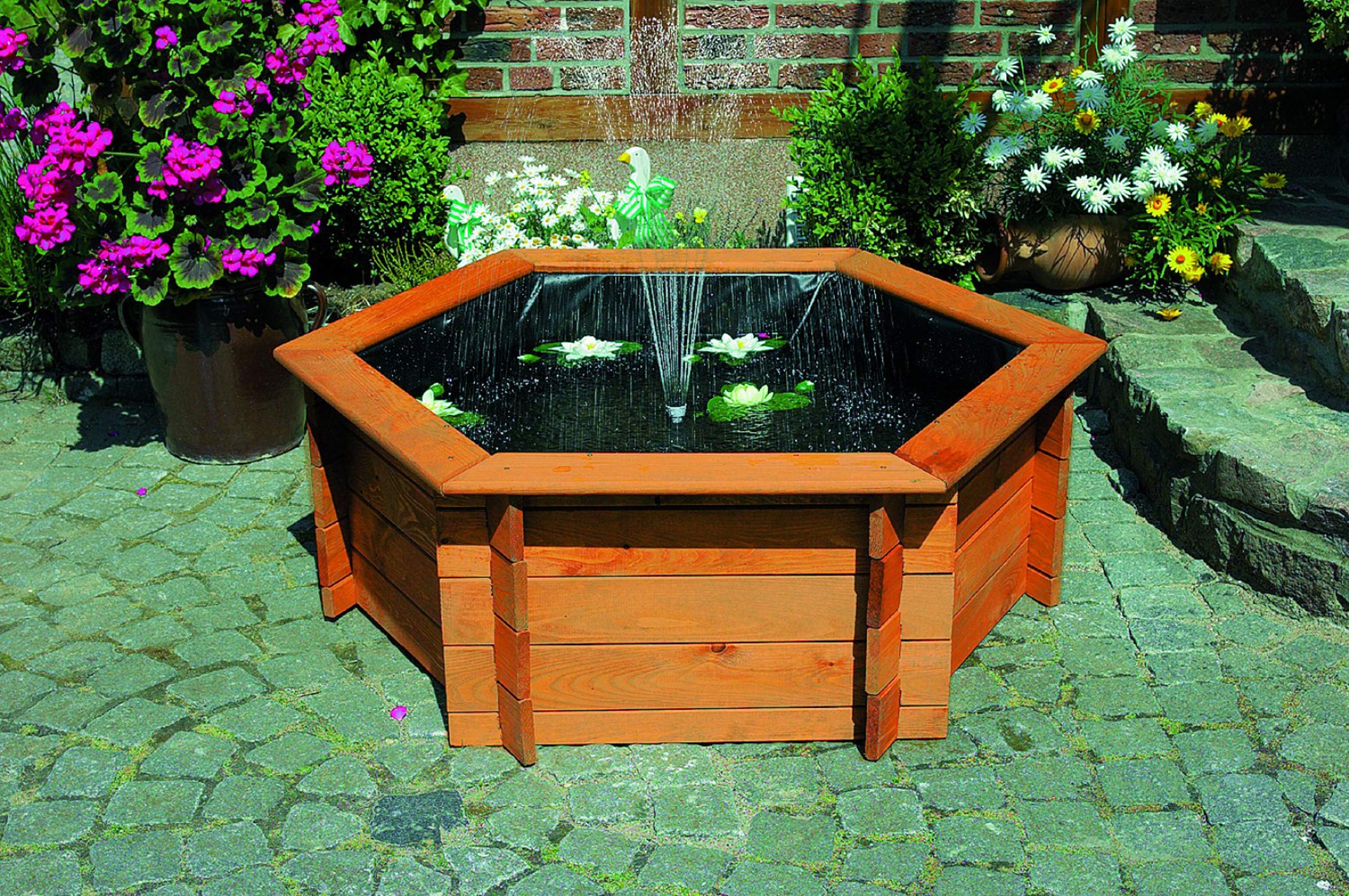 Raised Hexagon Garden Solar Pond Set : Amazon.co.uk: Garden