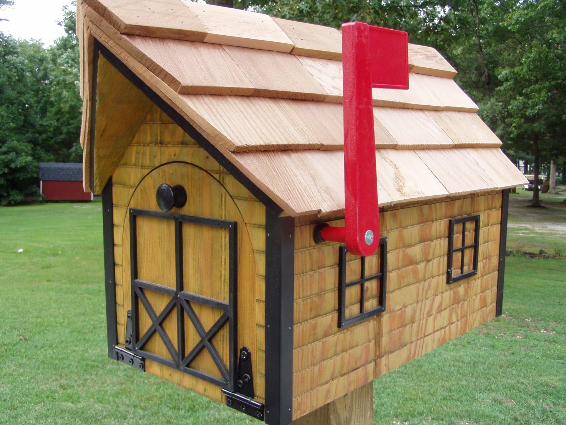 Amazon.com: Amish Handmade Handcrafted Rural Mailbox w Flag Wood Roof ...