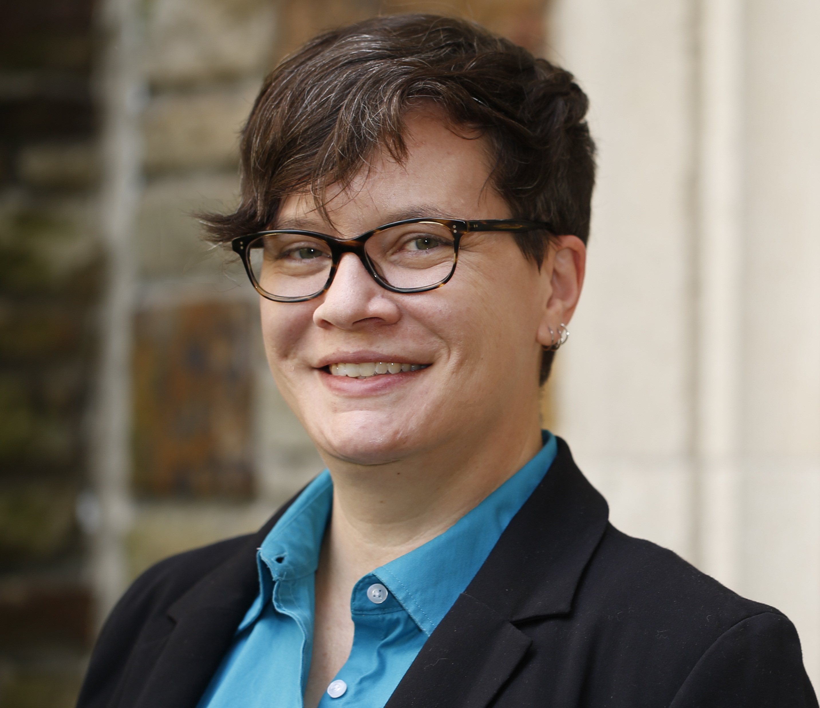 Amazon.com: Elizabeth Bridges: books, biography, latest update