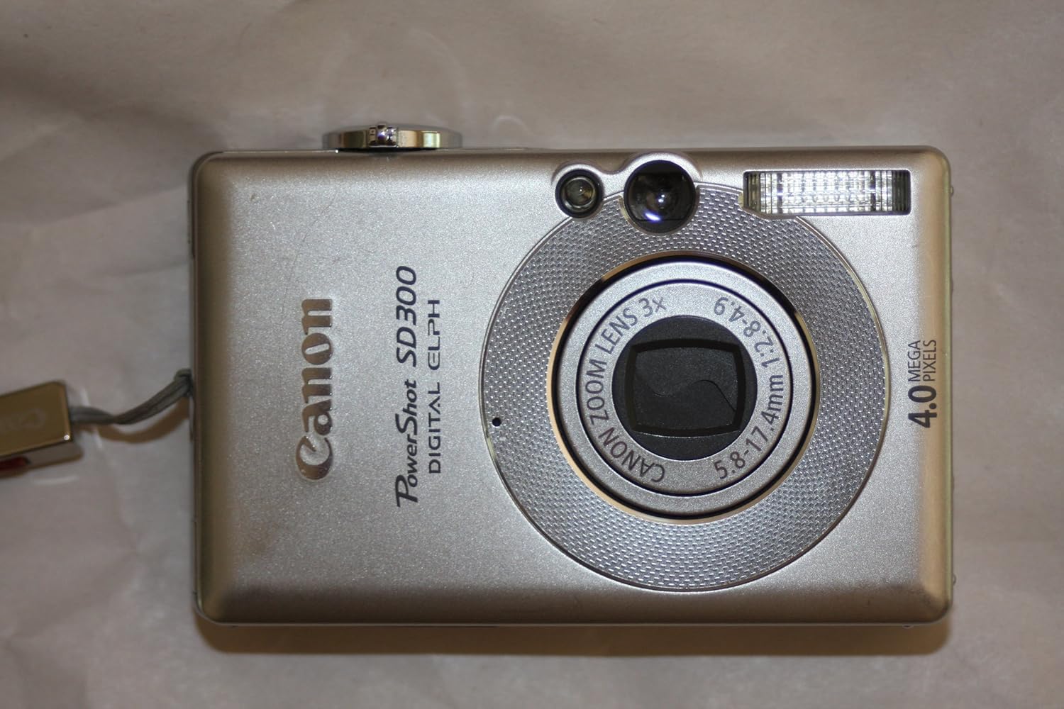 Amazon.com : Canon Powershot SD300 4MP Digital Elph Camera with 3x ...
