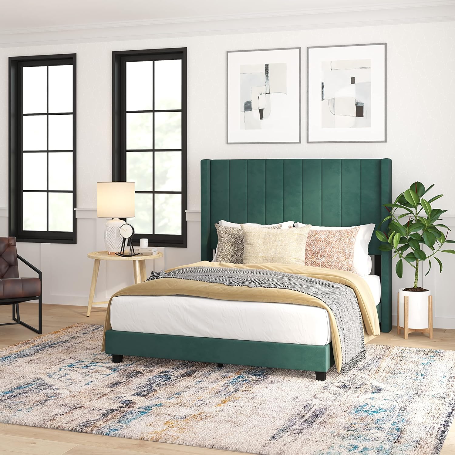 Amazon.com: Taylor & Logan Soren Emerald Velvet Upholstered Platform ...