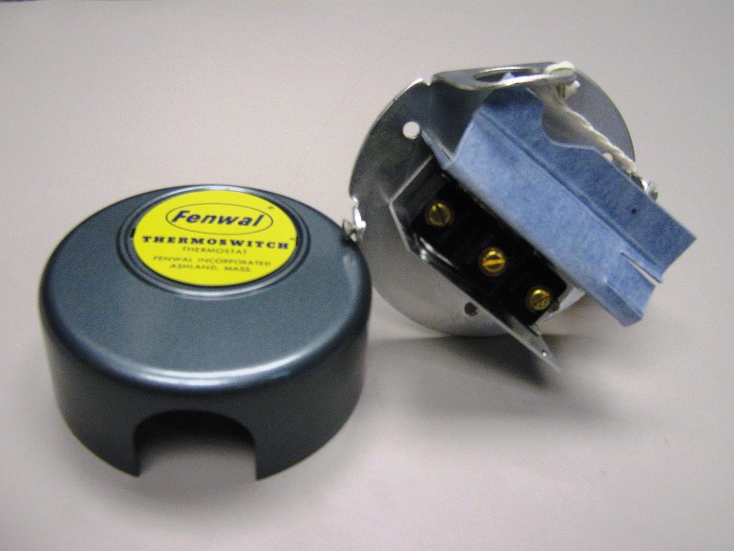 Fenwall Series 20000 Snap-Action Thermoswitch: Amazon.com: Tools & Home ...
