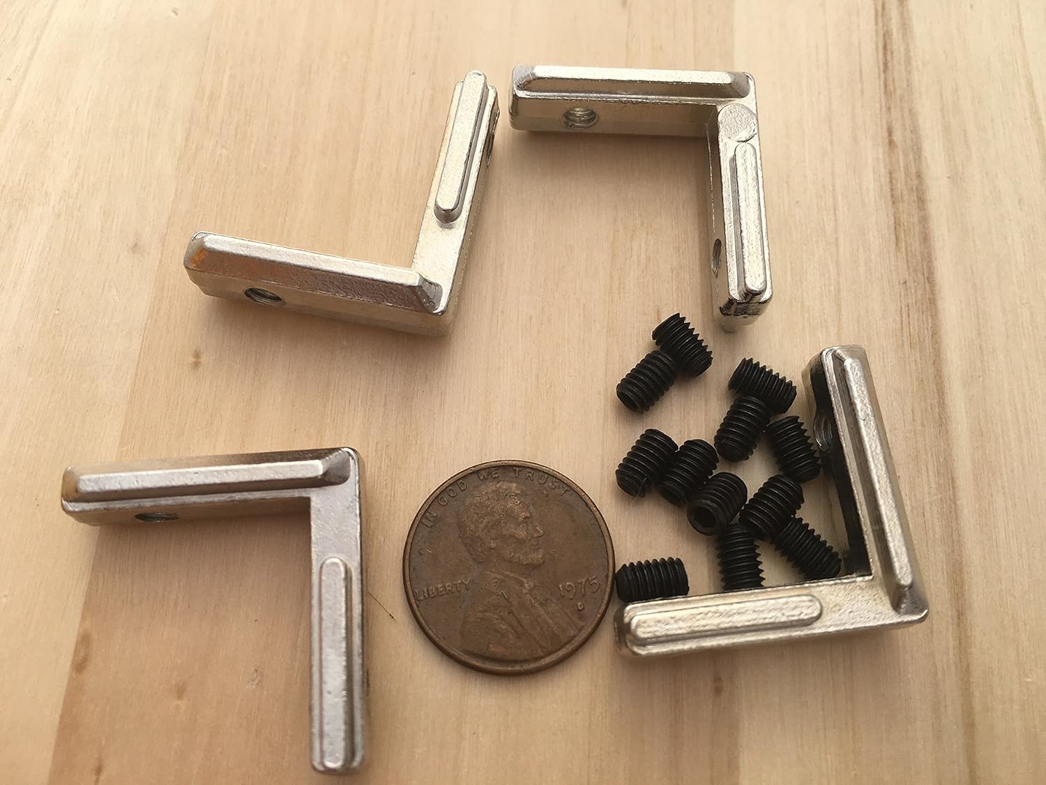 Amazon.com: 4 pieces joint 2020 corner fitting angle t slot L connector ...