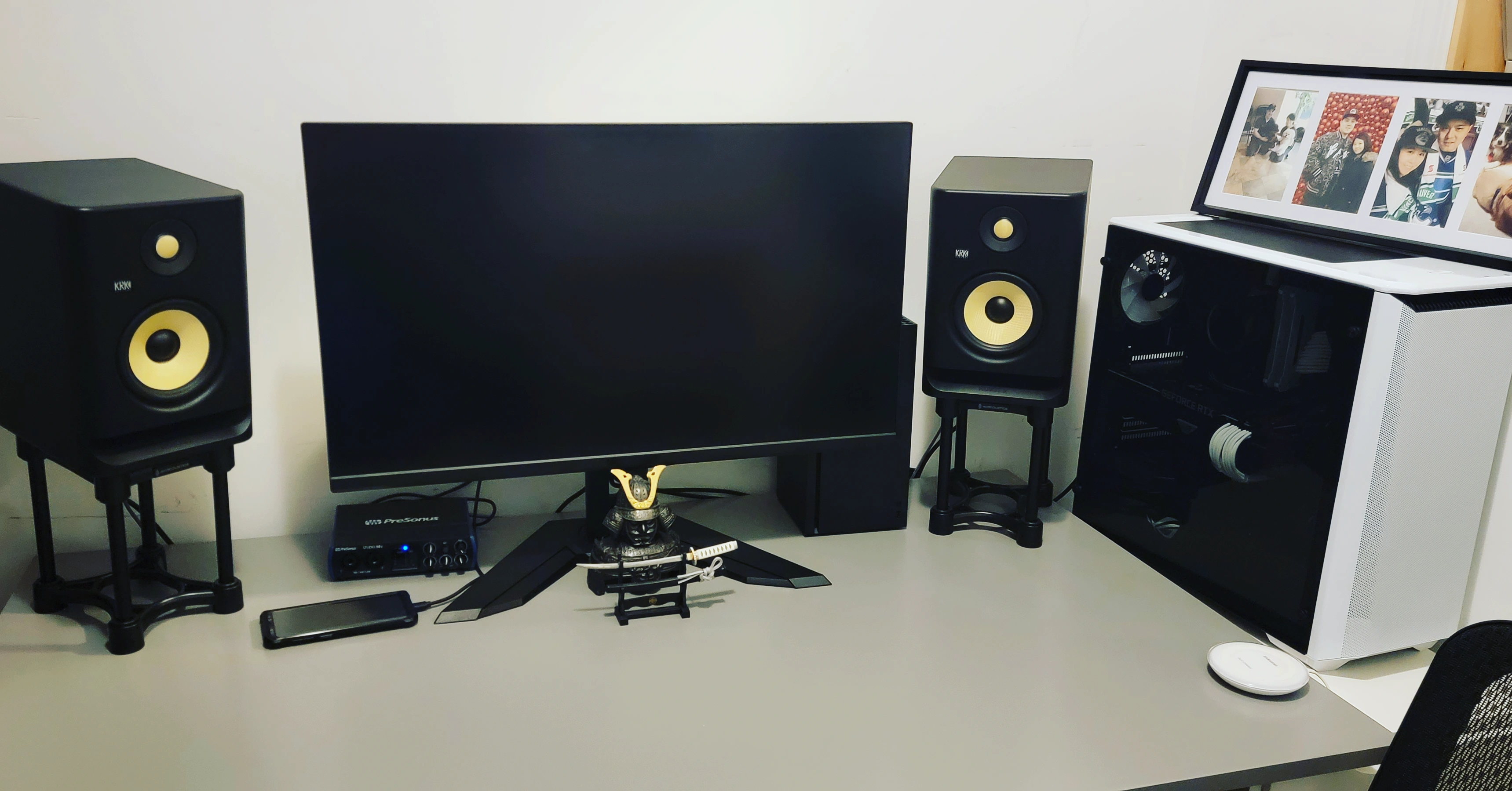 KRK RP5-G4 Rokit 5 Generation 4 Powered Studio Monitor : KRK: Amazon.ca ...