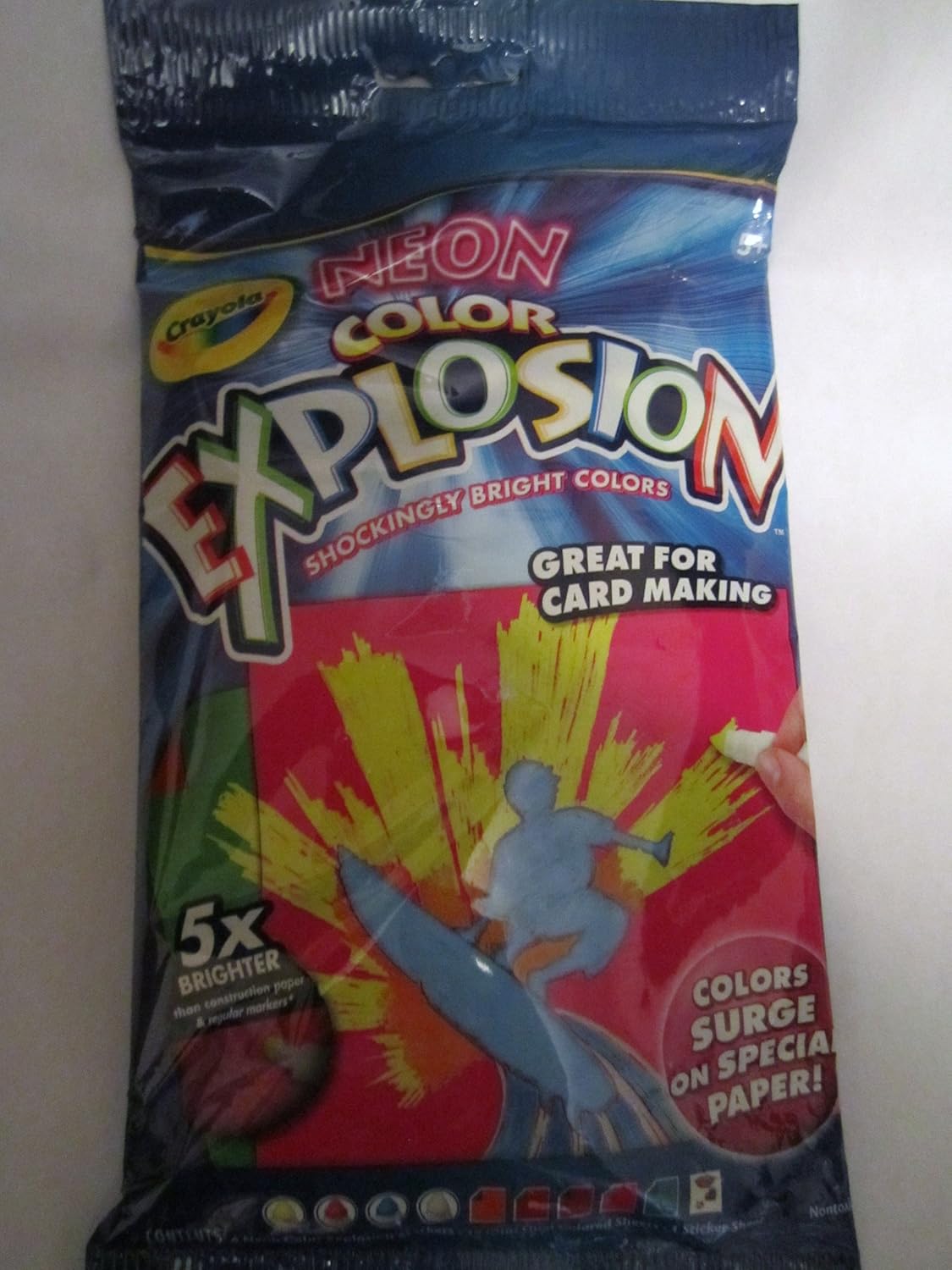 Amazon.com: Crayola Neon Color Explosion Card Making Kit Travel 20pcs ...