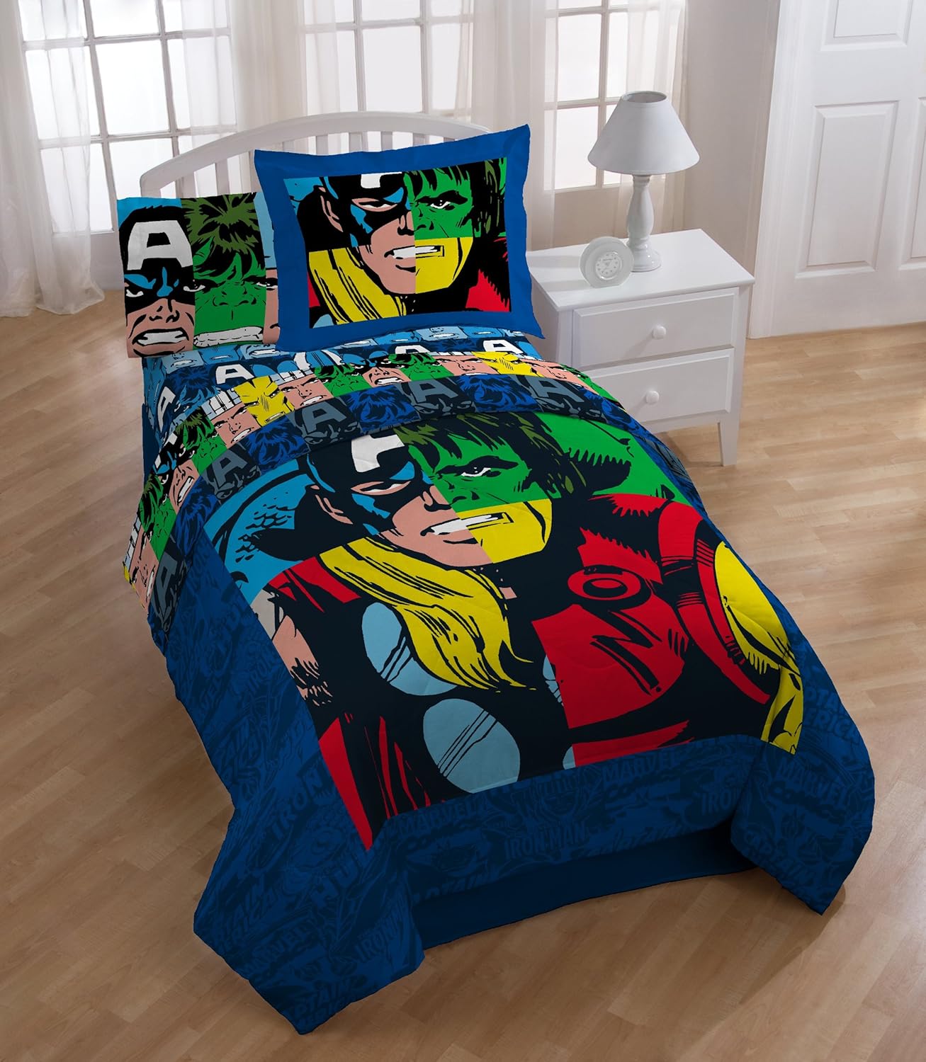 Amazon.com: Marvel Heroes Cut Up Comforter, Twin : Home & Kitchen