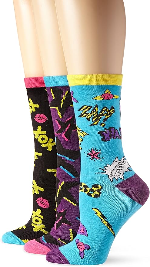 Amazon.com: Betsey Johnson Women's XOX Crew Sock Gift Box Three-Pack ...