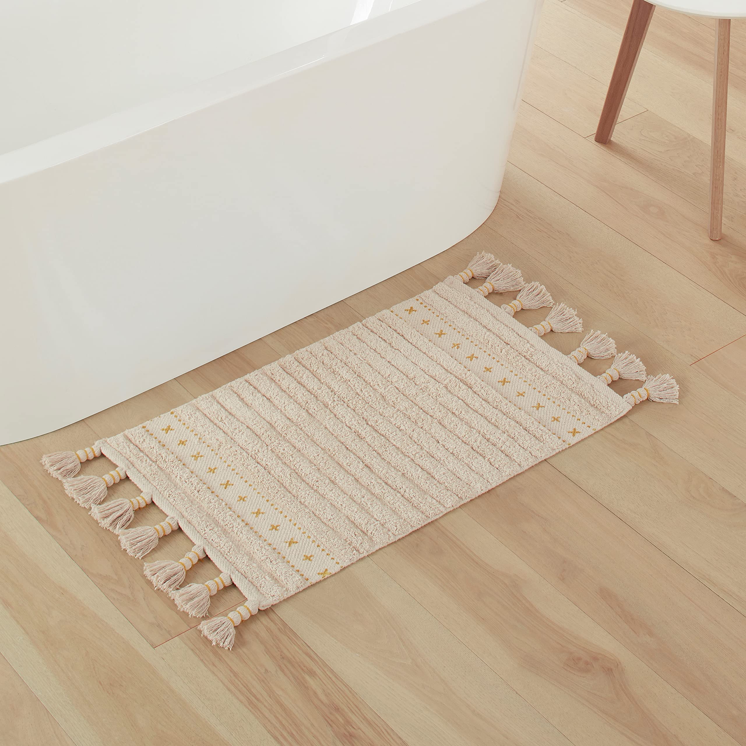 Amazon.com: Lucky Brand Overtufted Cotton Fringe Bath Rug with Tassels ...
