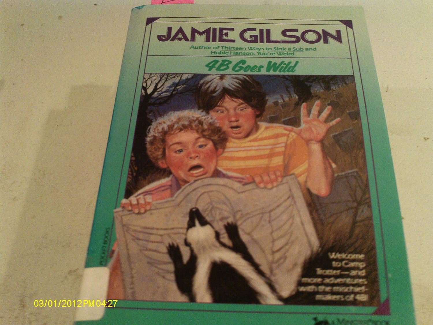 4B Goes Wild: Jamie Gilson: 9780671680633: Amazon.com: Books