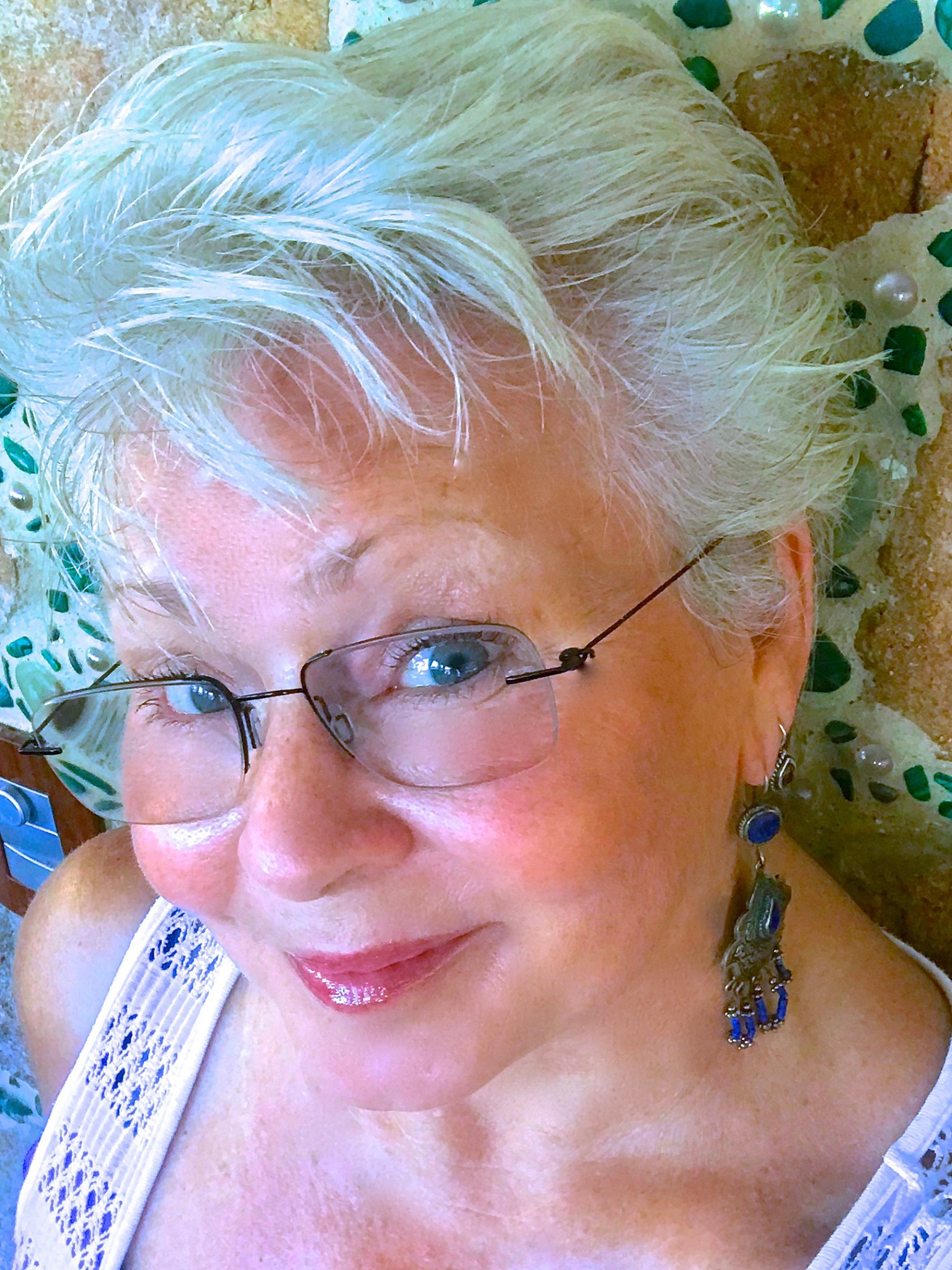 Amazon.com: Gwen Karella Mathis: books, biography, latest update