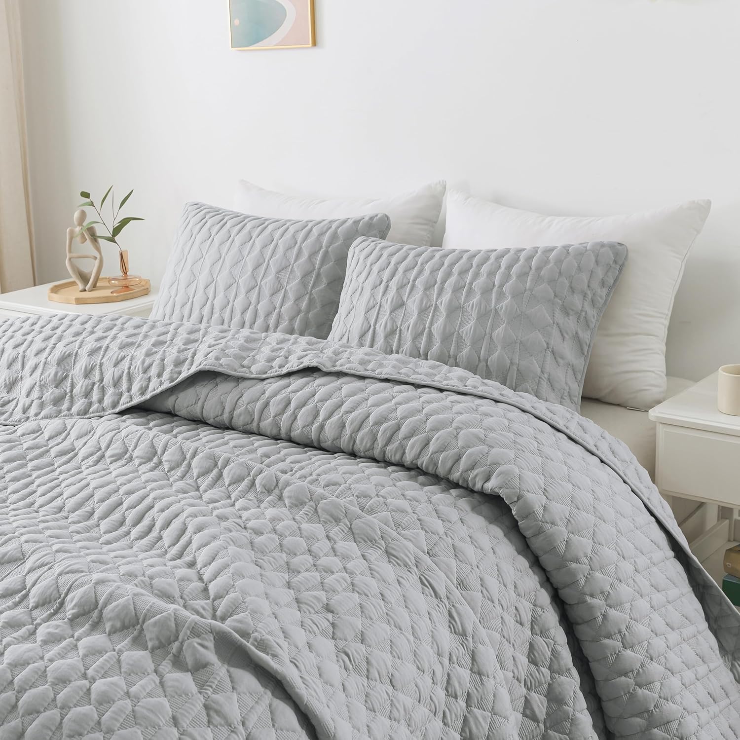 Amazon.com: WDCOZY Light Grey Quilt King Size Bedding Set with 2 Pillow ...
