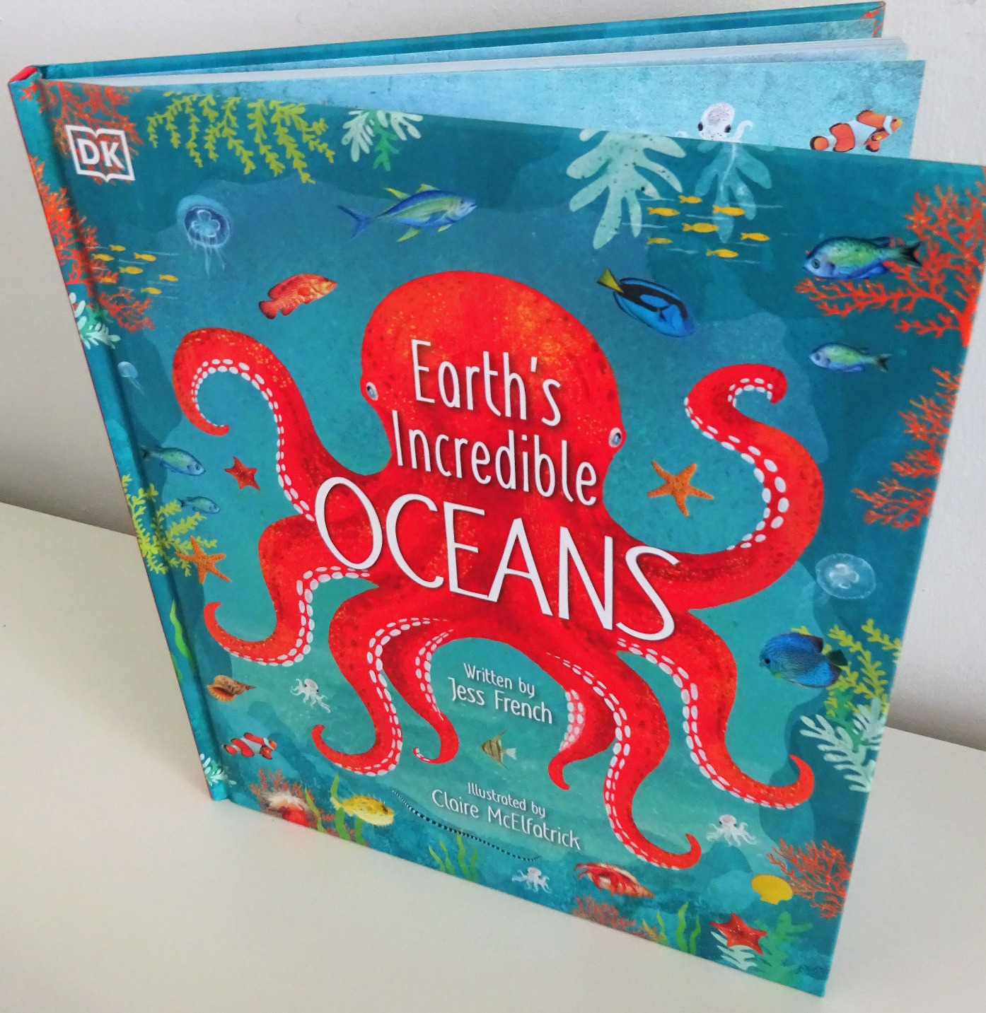 Earth's Incredible Oceans (The Magic and Mystery of Nature): Amazon.co ...