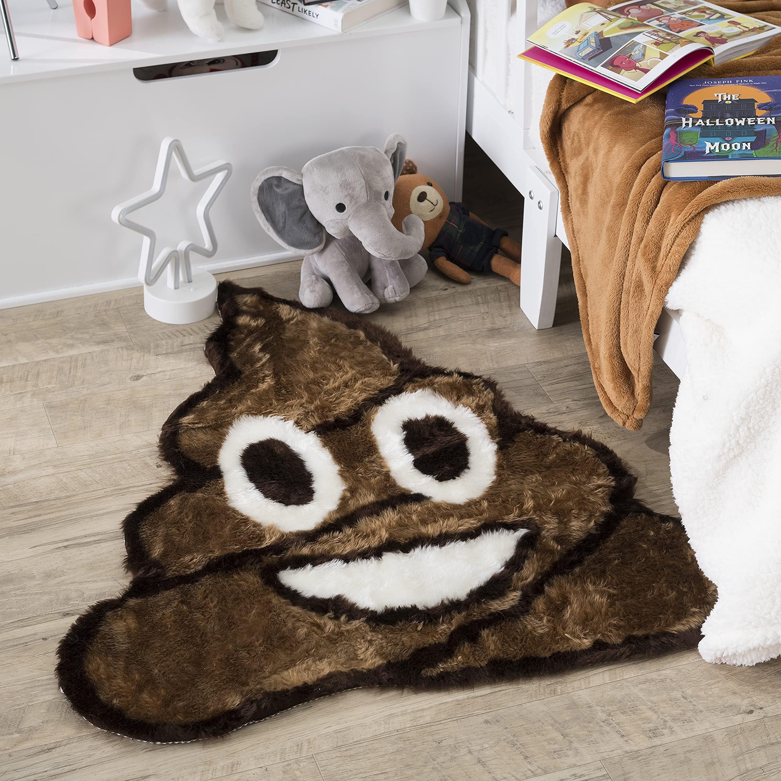 Amazon.com: Walk on Me Emoji Rug - Soft and Cute - Made in France ...