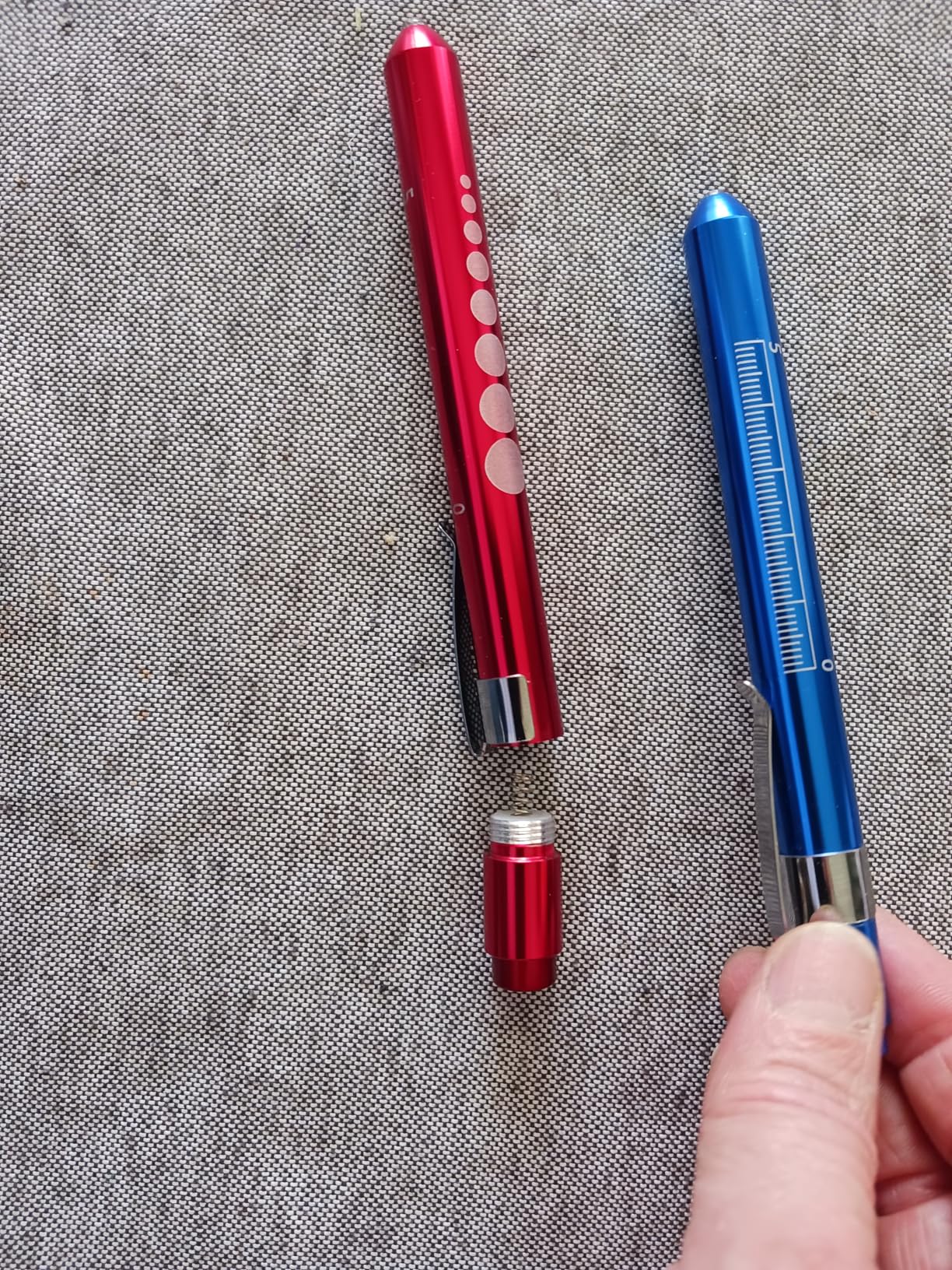 2 Pcs Nurse Pen Torch, Reusable LED Penlight with Pupil Gauge & Ruler ...