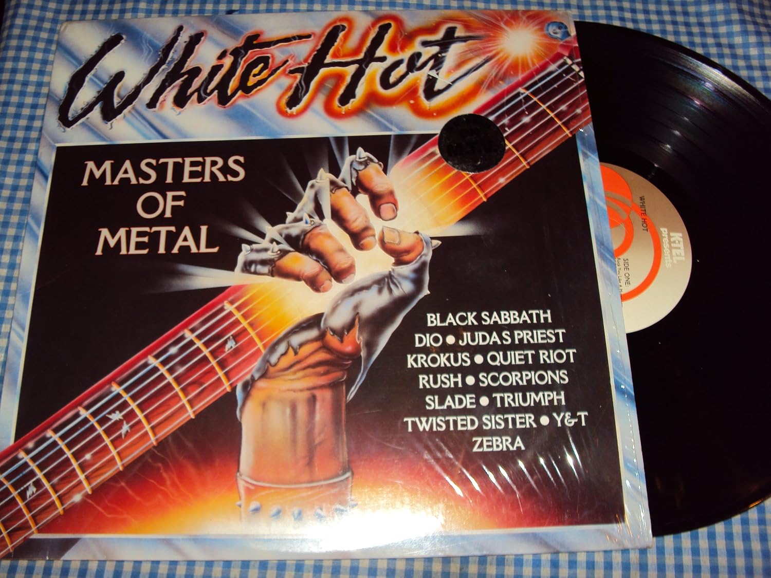 Amazon.com: White Hot - Masters of Metal: CDs & Vinyl