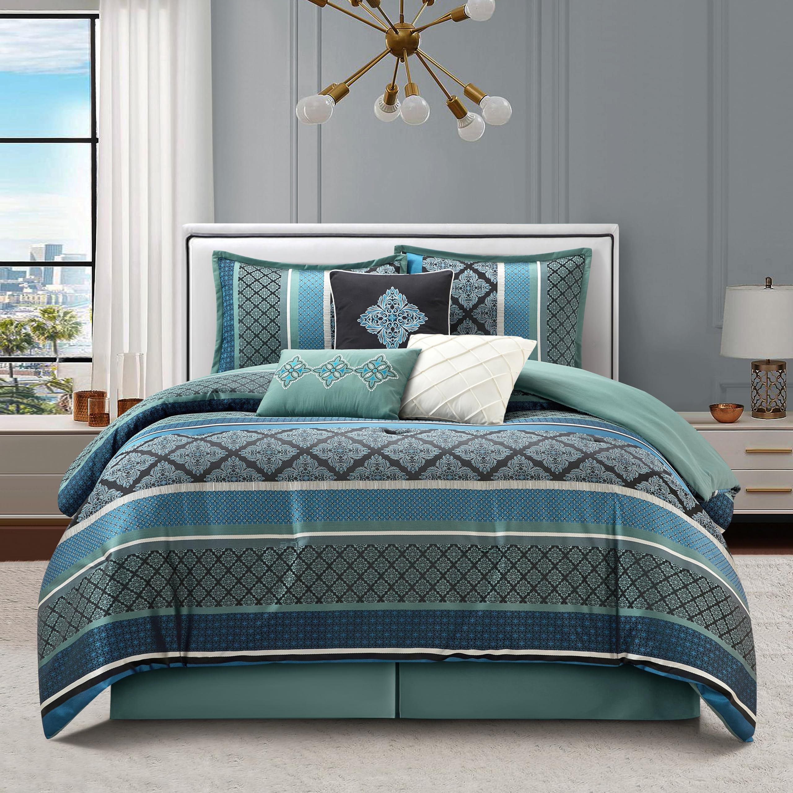 Amazon.com: Grand Avenue Blue Geometric California King Comforter Set ...