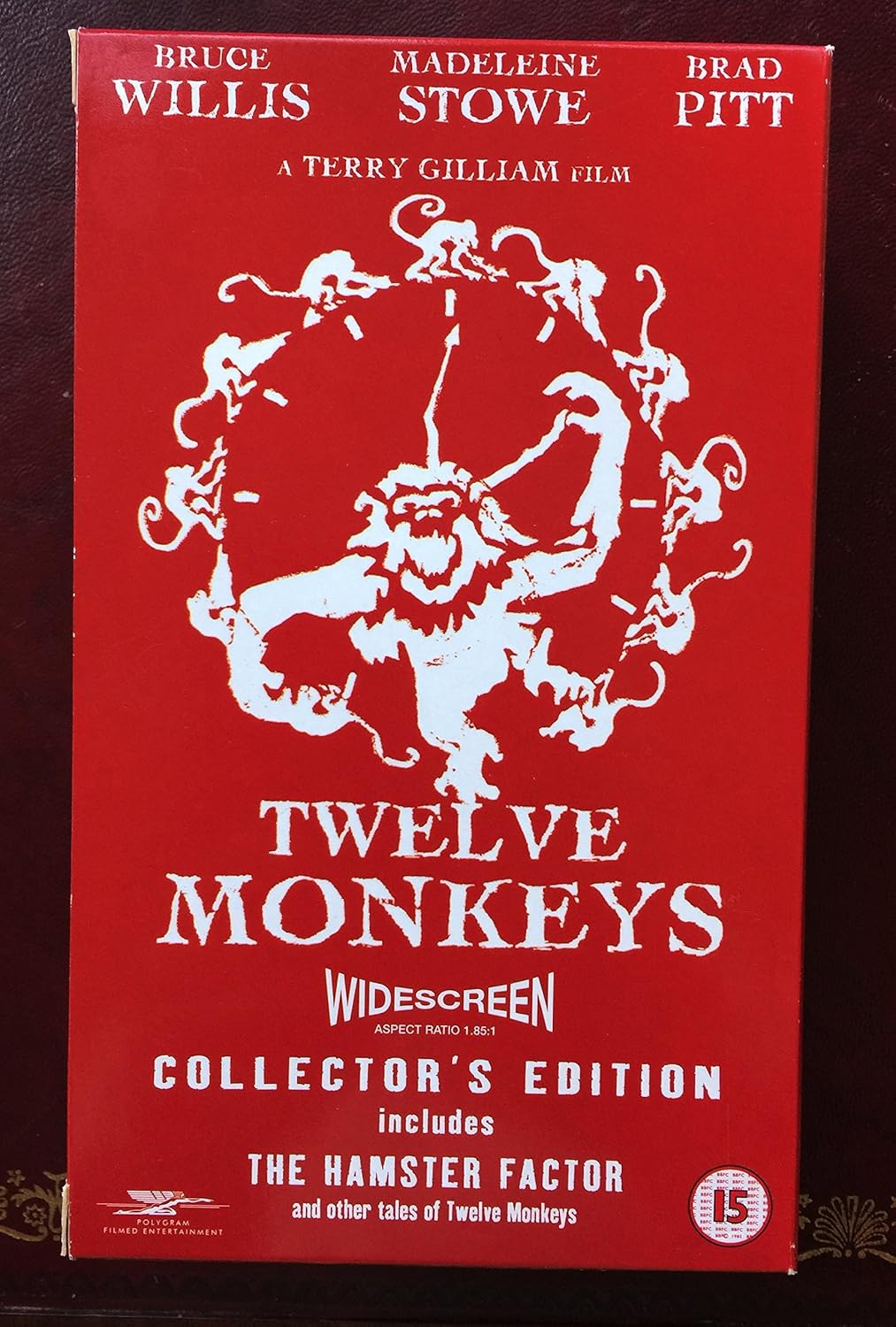 Amazon.com: Twelve Monkeys [VHS] : Bruce Willis, Madeleine Stowe, Brad ...