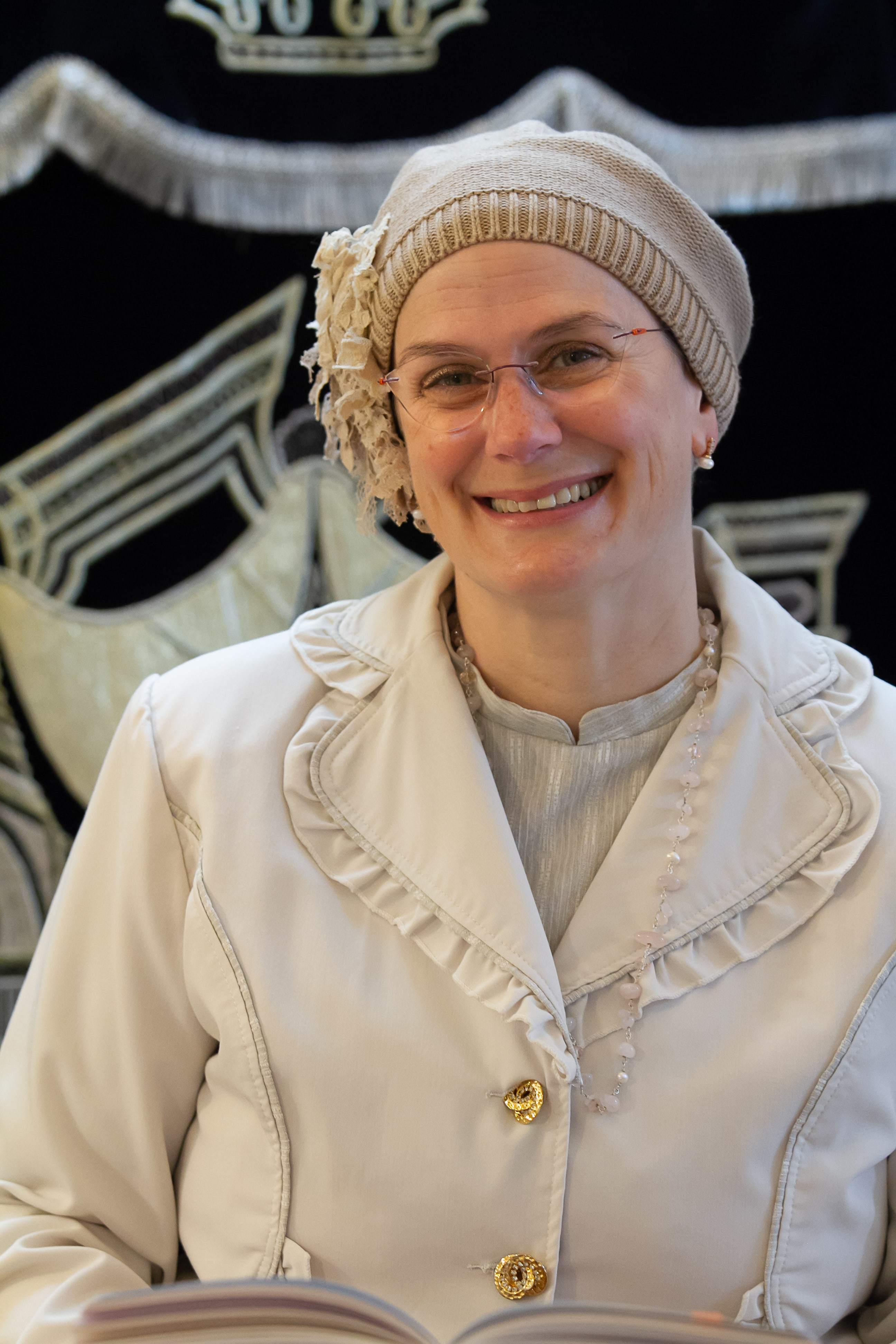 Amazon.com: Orit Esther Riter: books, biography, latest update